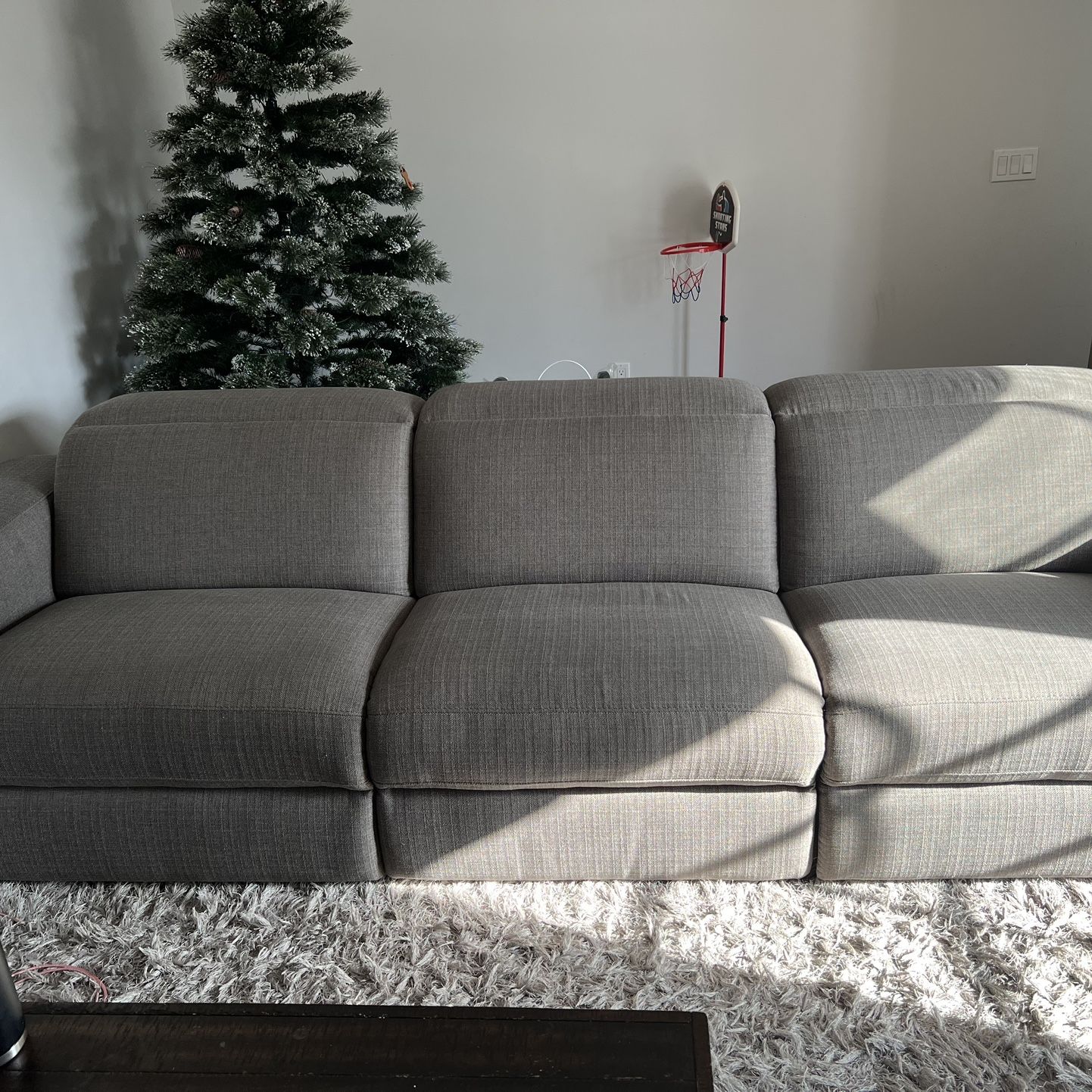 Jerome's palisades sectional store