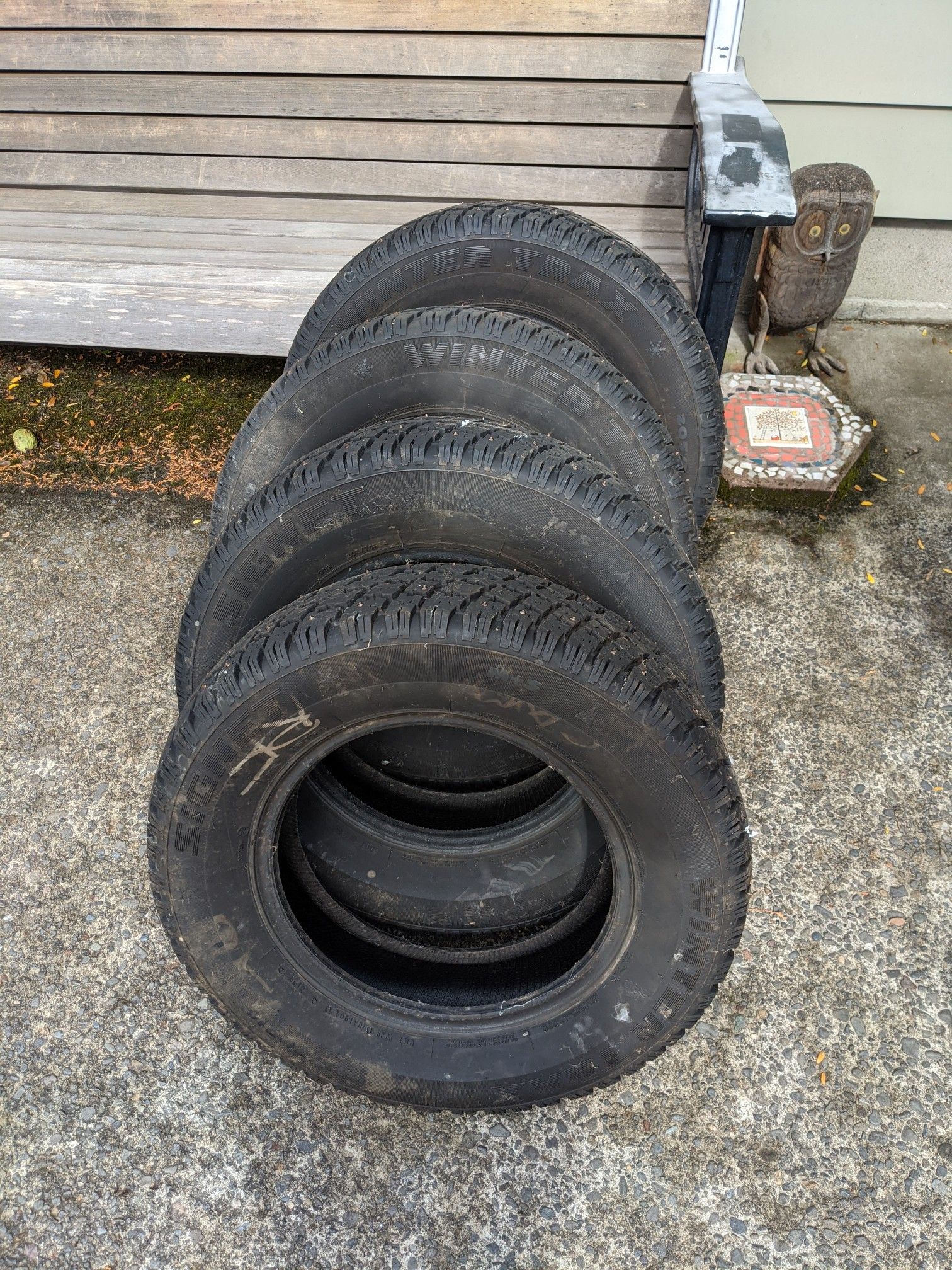 Signet Winter Trax 14 inch Snow Tires for Sale in Washougal, WA - OfferUp