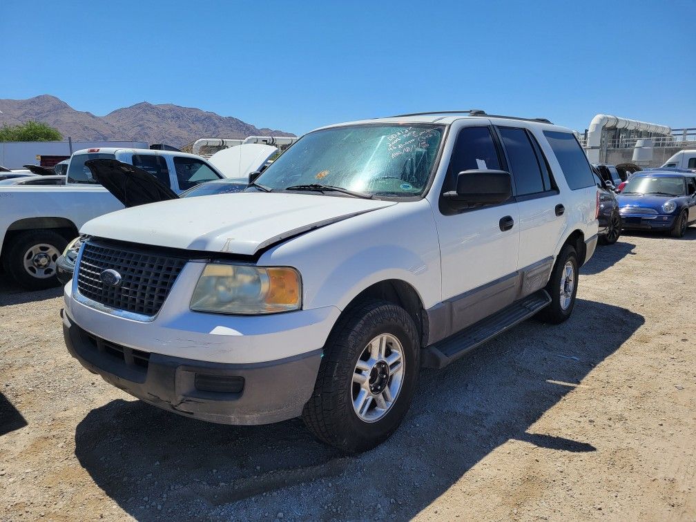 2004 Ford Expedition PARTS @U-Pull Auto Parts DD2127 for Sale in Las ...