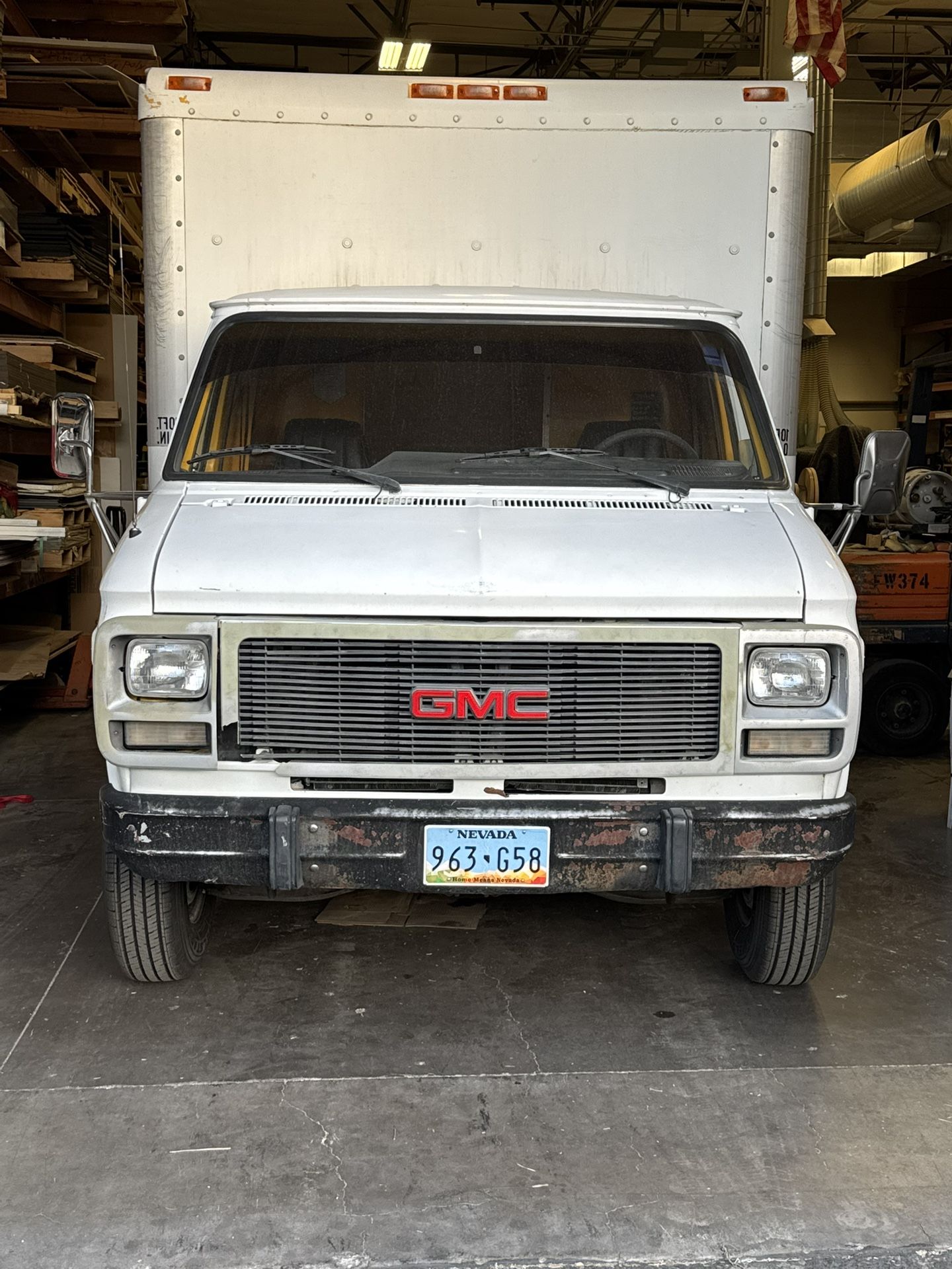 1992 GMC box Van for Sale in Las Vegas, NV - OfferUp