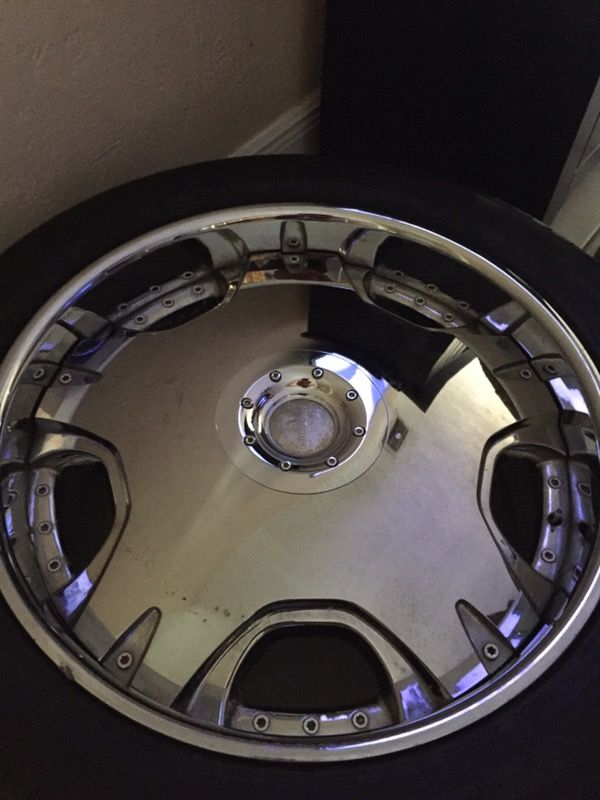 22 inch Lowenhart ldr for Sale in Hollywood, FL - OfferUp