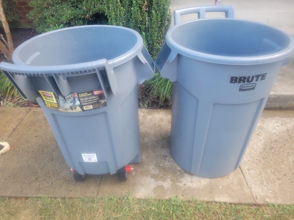 Outdoor Trash Cans for Sale in Winchester, VA - OfferUp