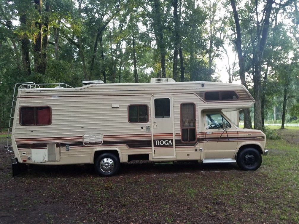 Rv 1986 E350 for Sale in Old Town, FL - OfferUp