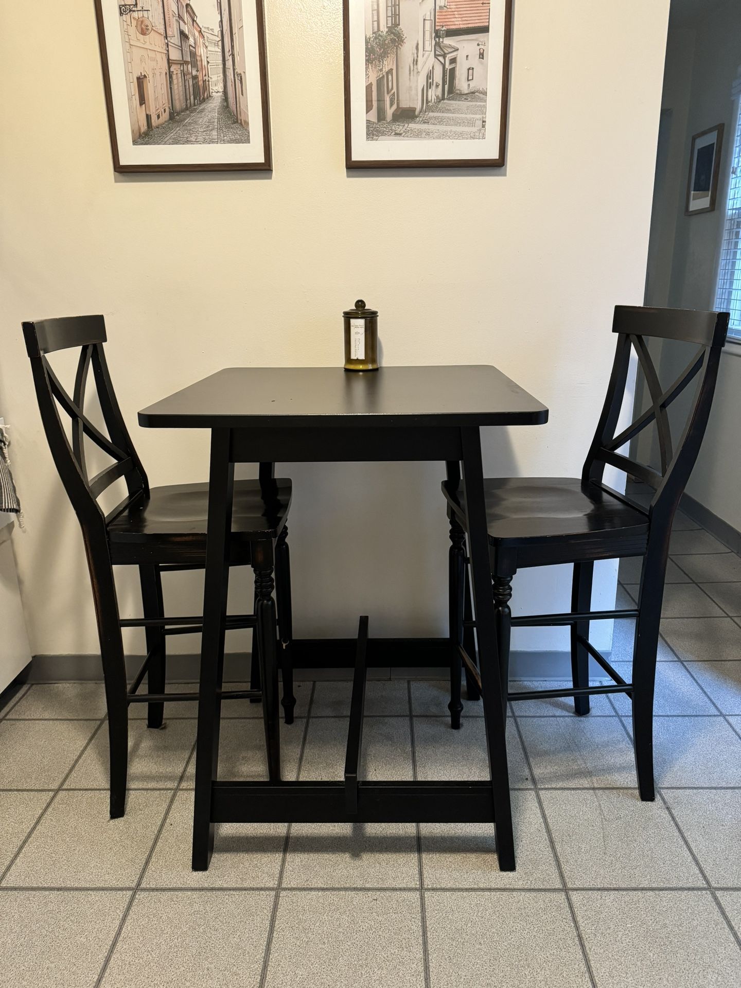 High Top Table for Sale in Portland, OR - OfferUp