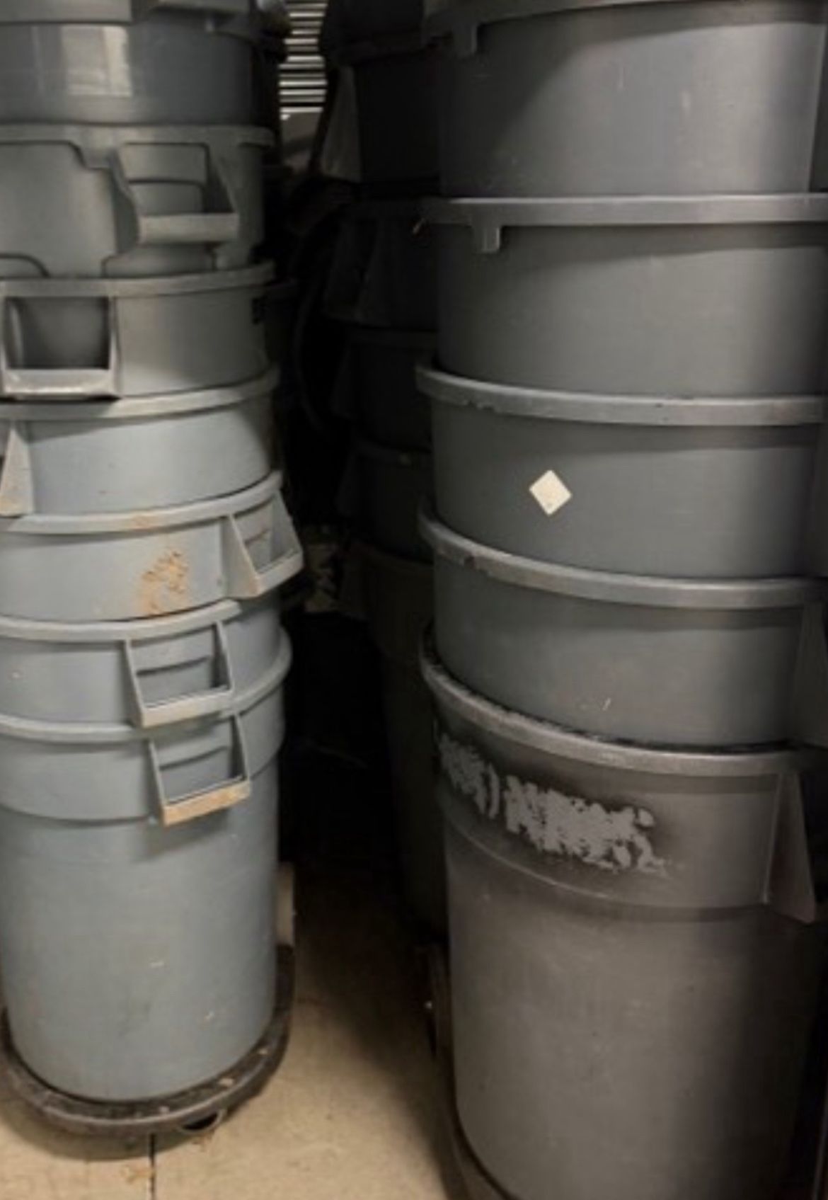 TRASH BARRELS for Sale in Pawtucket, RI - OfferUp