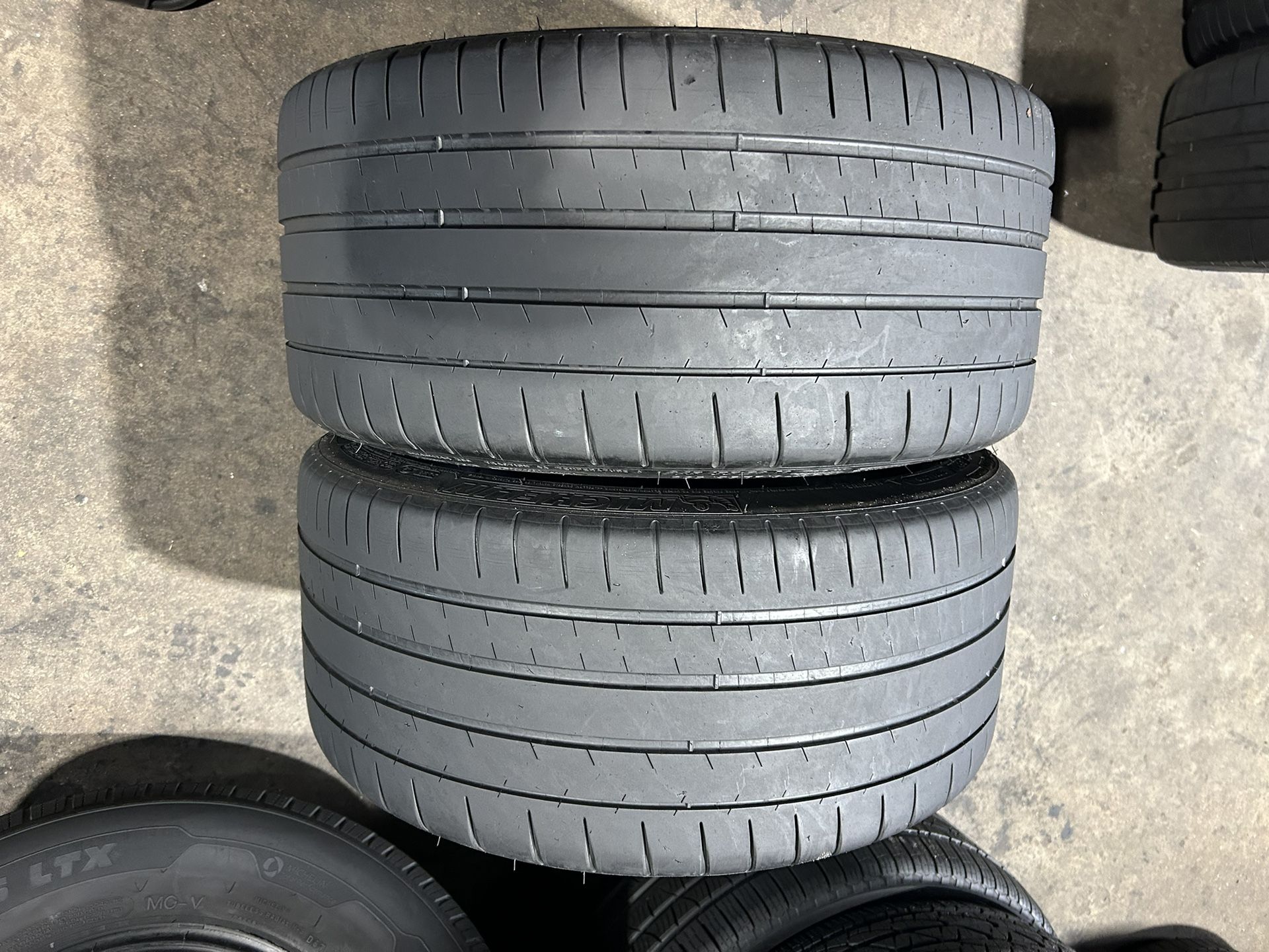SET OF 2 USED TIRES MICHELIN PILOT SUPER SPORT…265/35/19 for Sale in ...