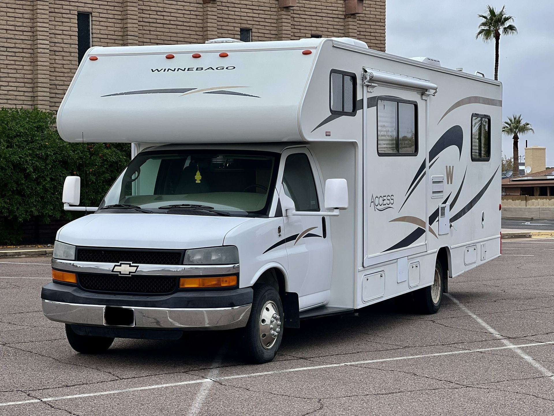 2008 Chevrolet Winnebago access for Sale in Phoenix, AZ - OfferUp