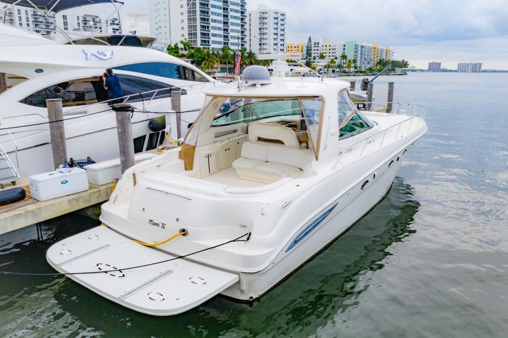 Boat Sea Ray 51 ft for Sale in Miami, FL - OfferUp