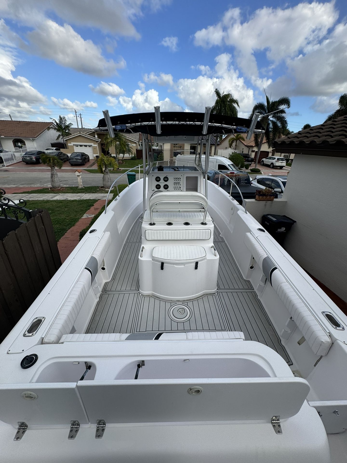 Proline 25 Sport for Sale in Miami, FL - OfferUp