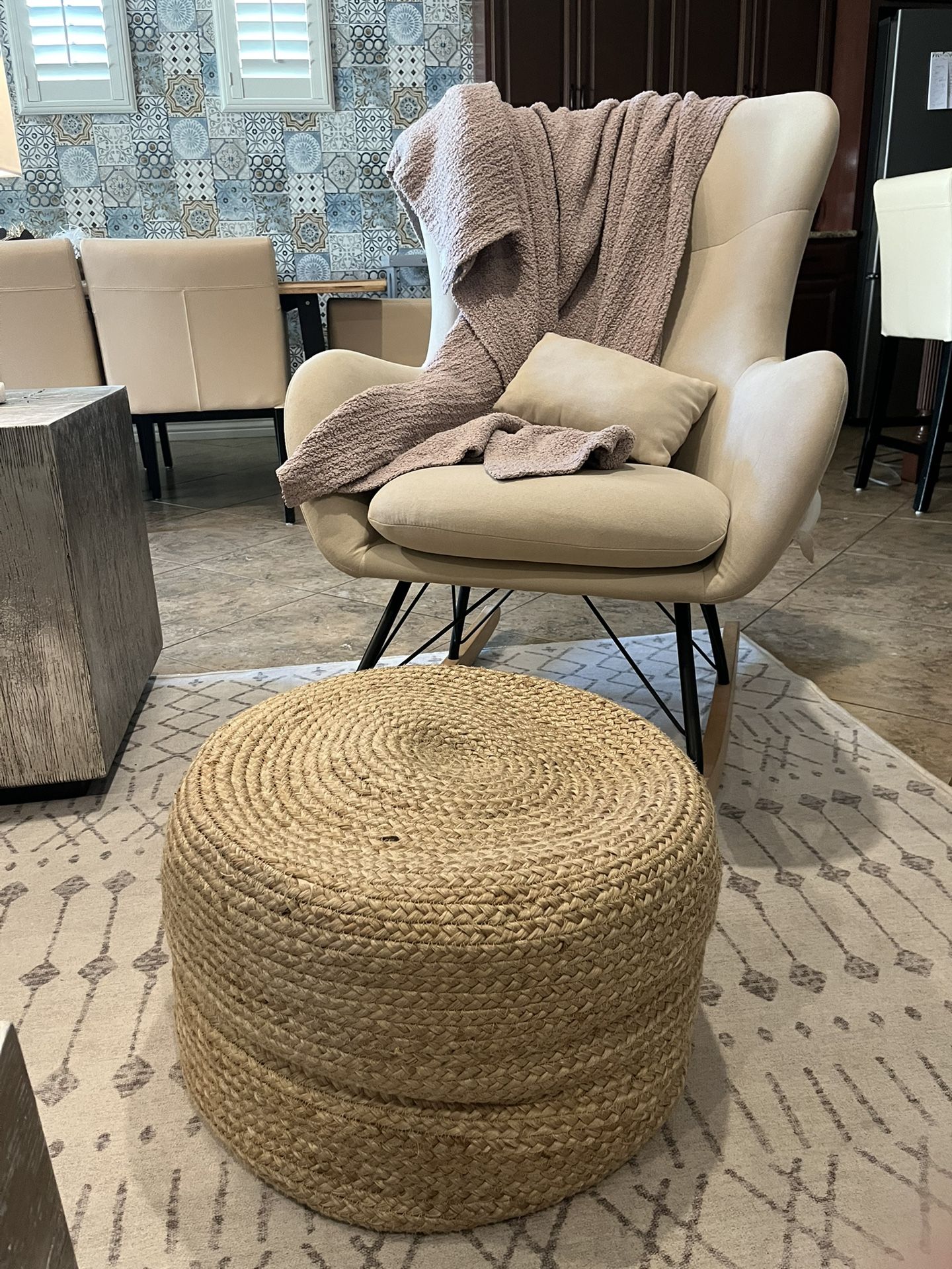 Jute Puff Ottoman / Pouf for Sale in Gilbert, AZ - OfferUp