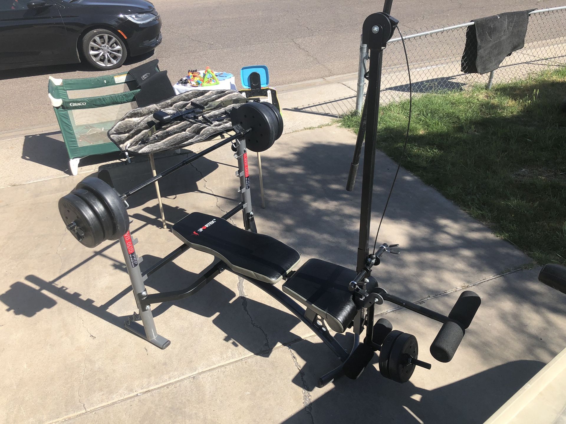 SPORTEK MID WIDTH BENCH! PLUS 100 POUND WEIGHT SET! for Sale in Phoenix ...