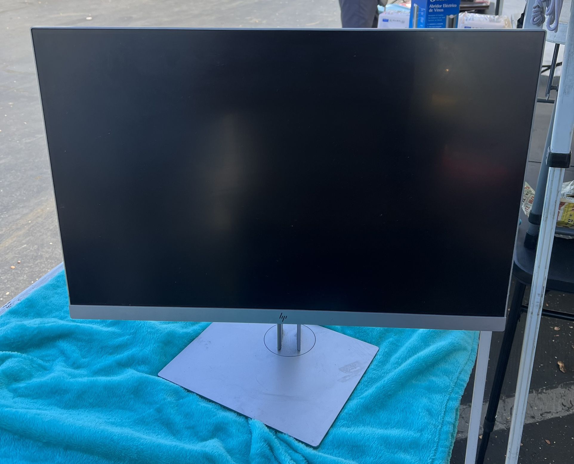HP EliteDisplay E243i 24 Inch Screen LED Backlit for Sale in Anaheim ...