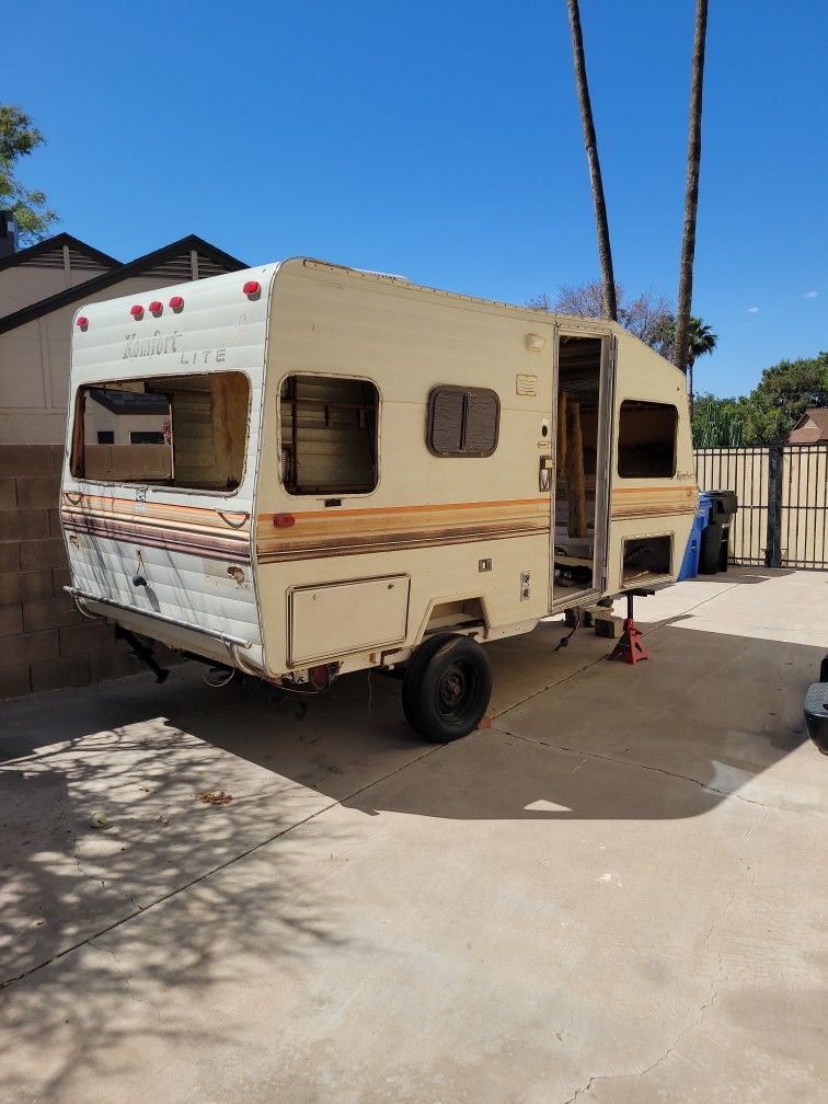 Camper Trailer PROJECT for Sale in Glendale, AZ - OfferUp