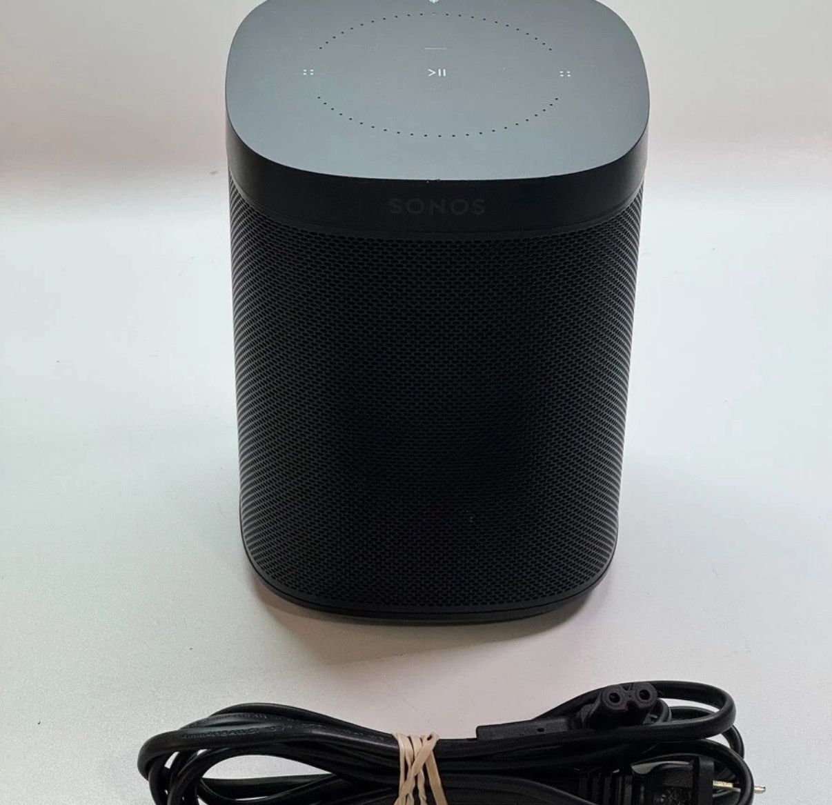 Sonos One (GEN 2) Smart Speaker With Built-in Voice Control for Sale in ...