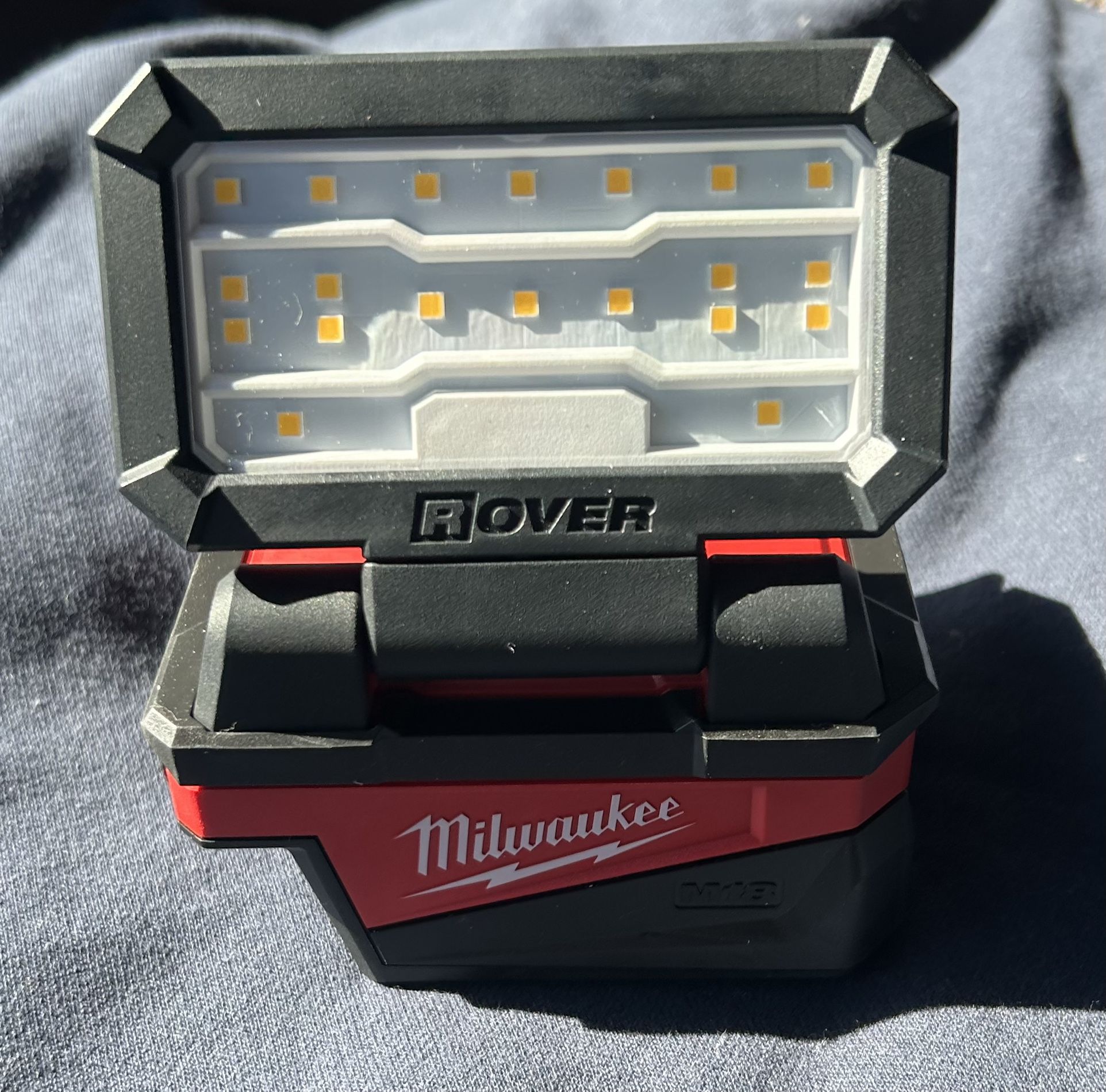 Milwaukee Rove Light for Sale in Fountain Valley, CA - OfferUp