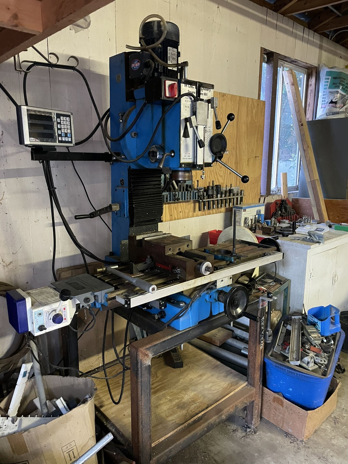 IH6000 Square Column Mill with Tooling for Sale in Denver, NC - OfferUp