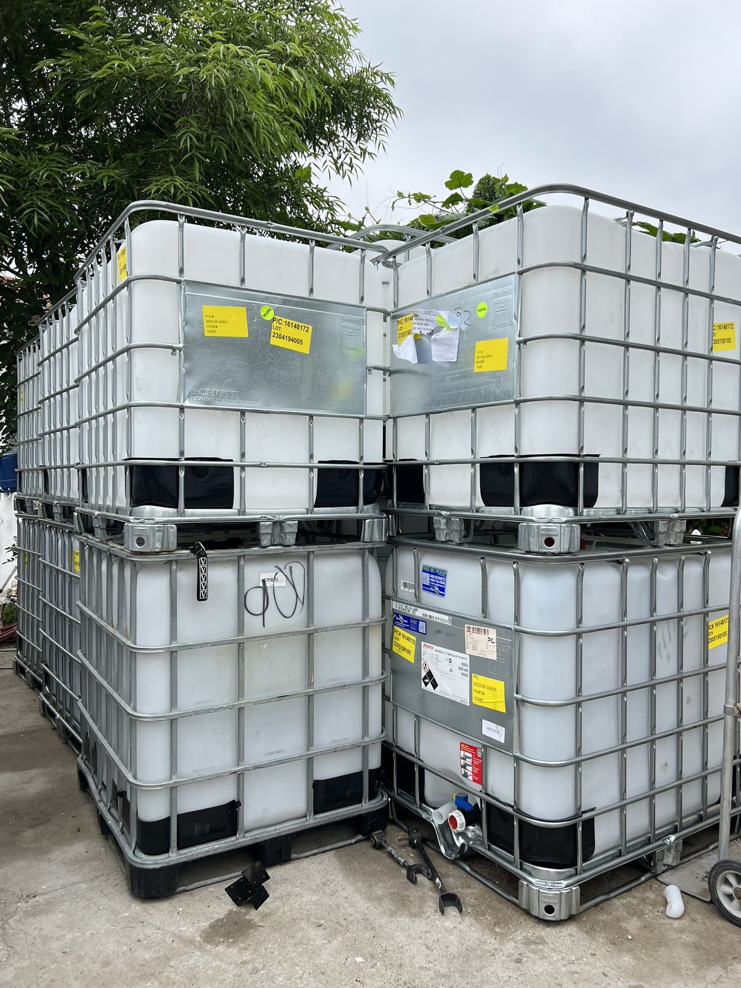 275 Gallón Water Tanks for Sale in Los Angeles, CA - OfferUp