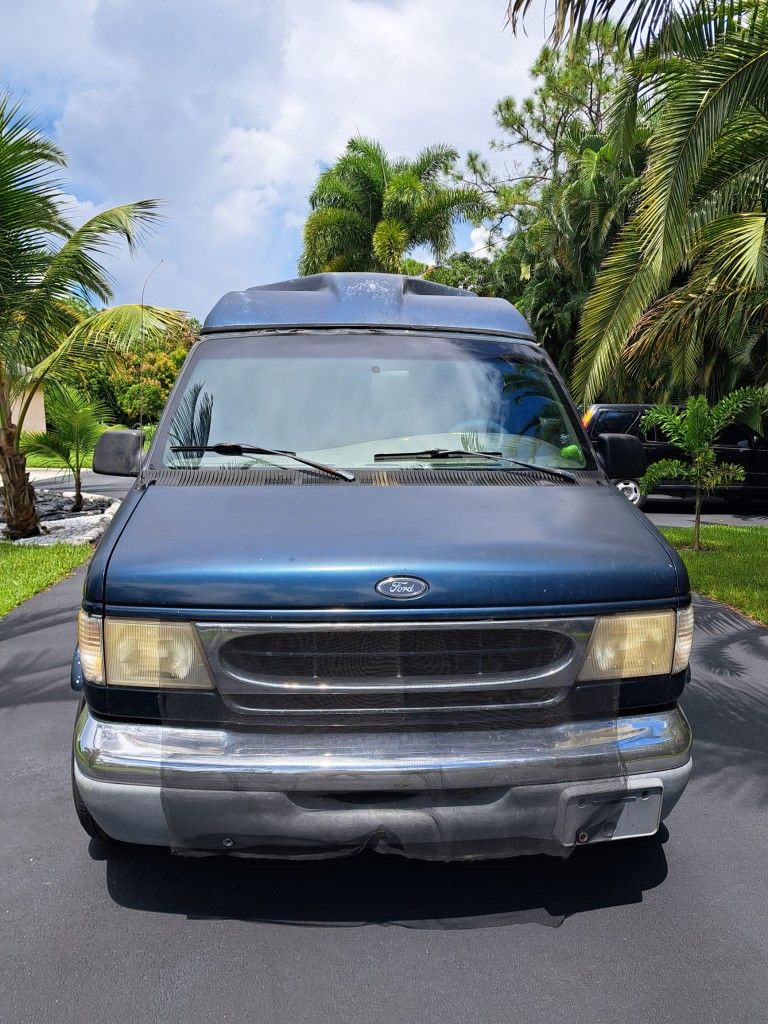Ford Ecoline 150 Conversion Van for Sale in West Palm Beach, Florida ...