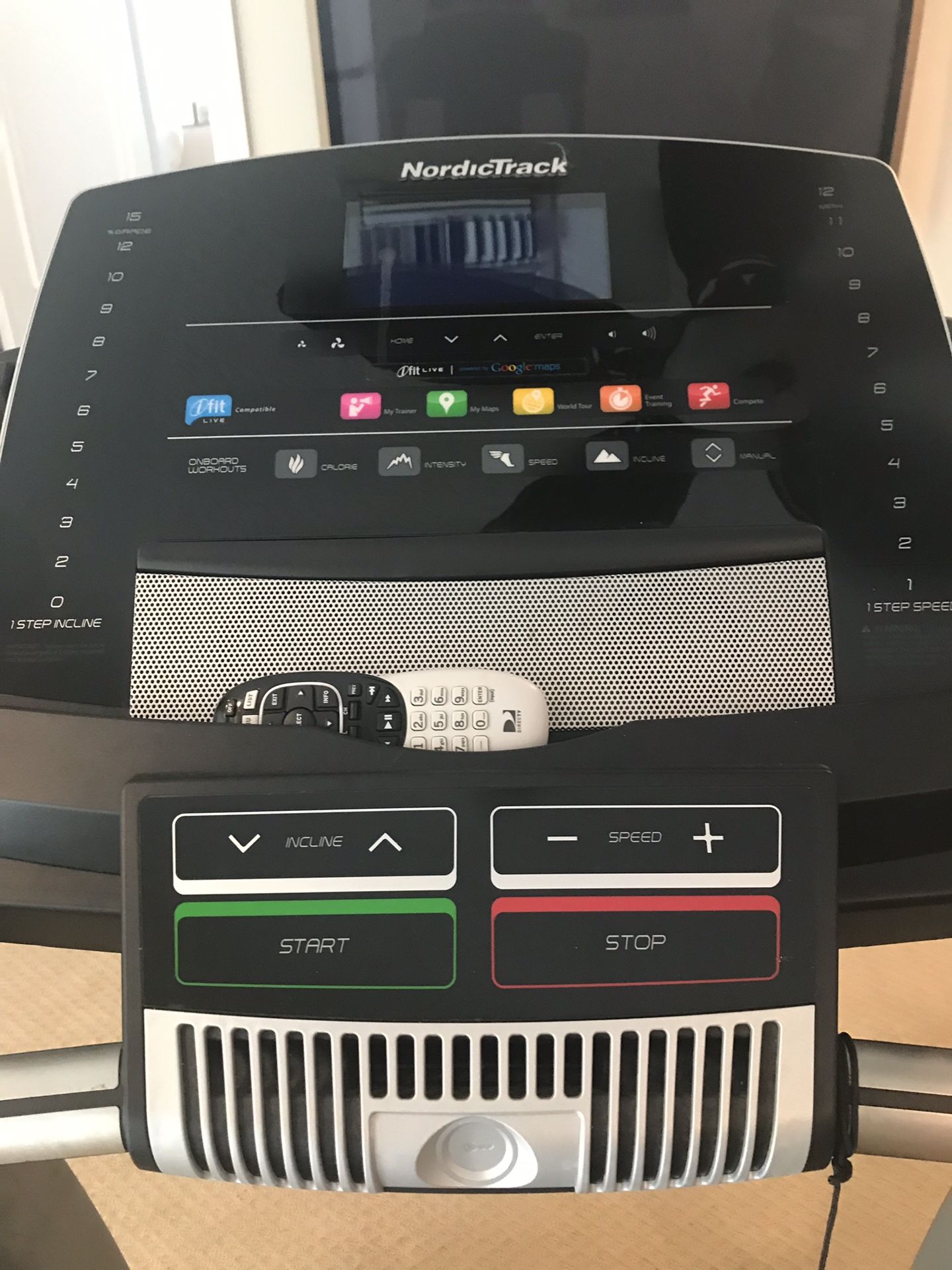 NordicTrack treadmill quad flex cushioning C900 gently used for Sale in ...