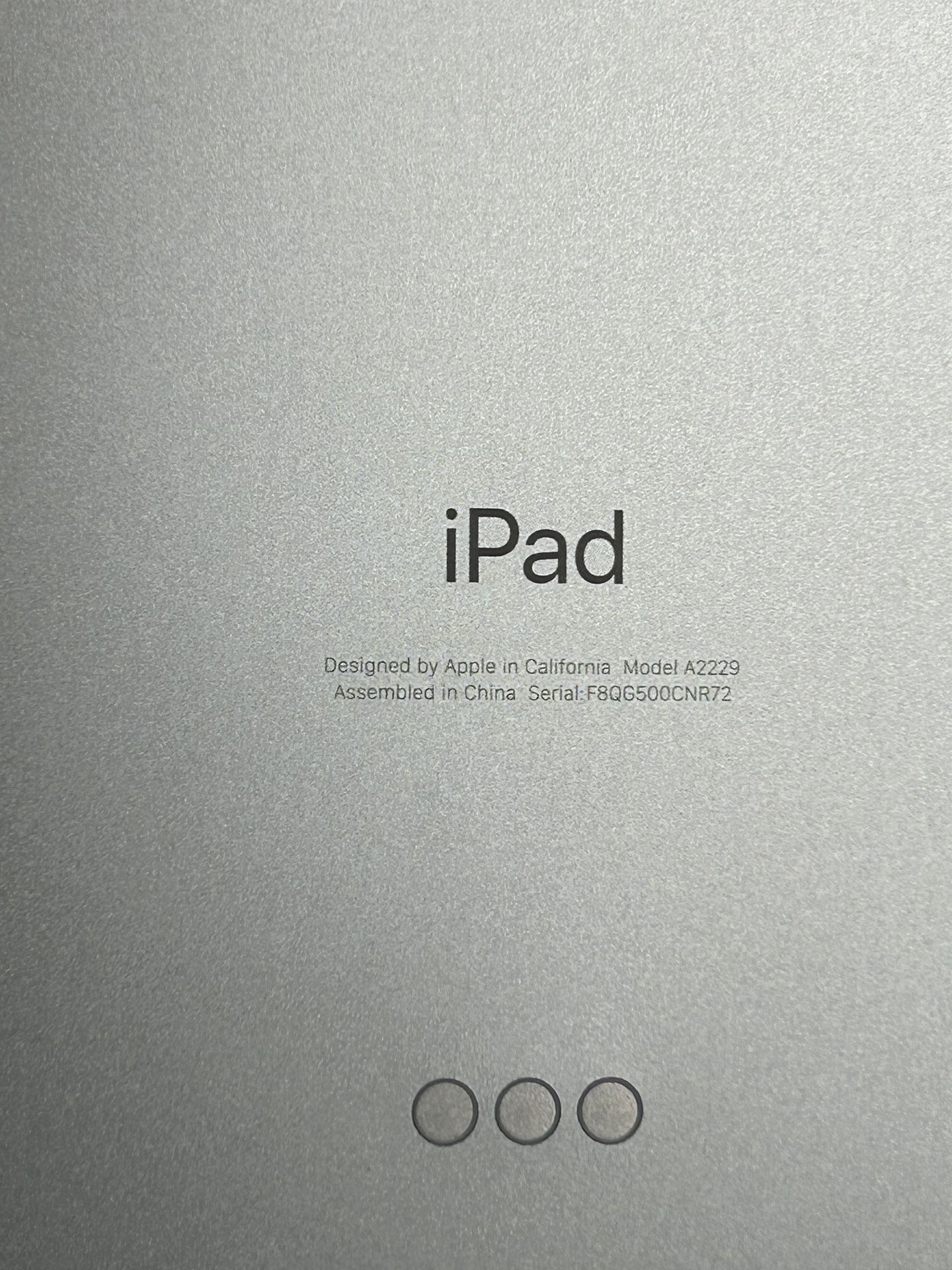 iPad Pro A2229 12.9 Inch 256gb for Sale in Los Angeles, CA - OfferUp