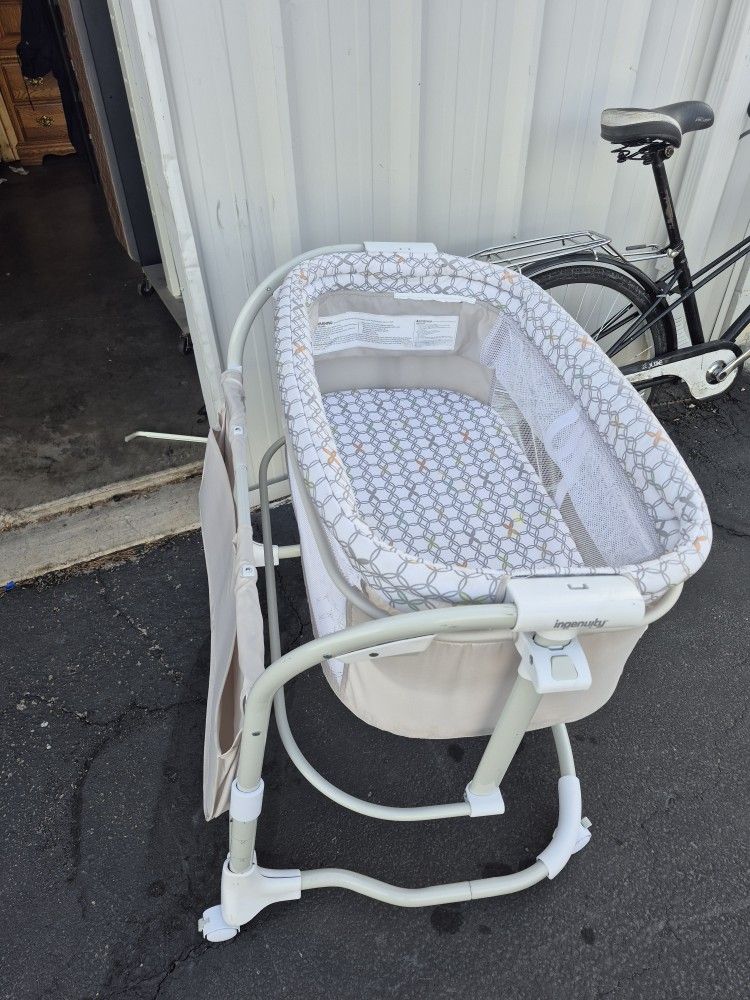 Ingenuity Bassinet for Sale in Las Vegas, NV - OfferUp