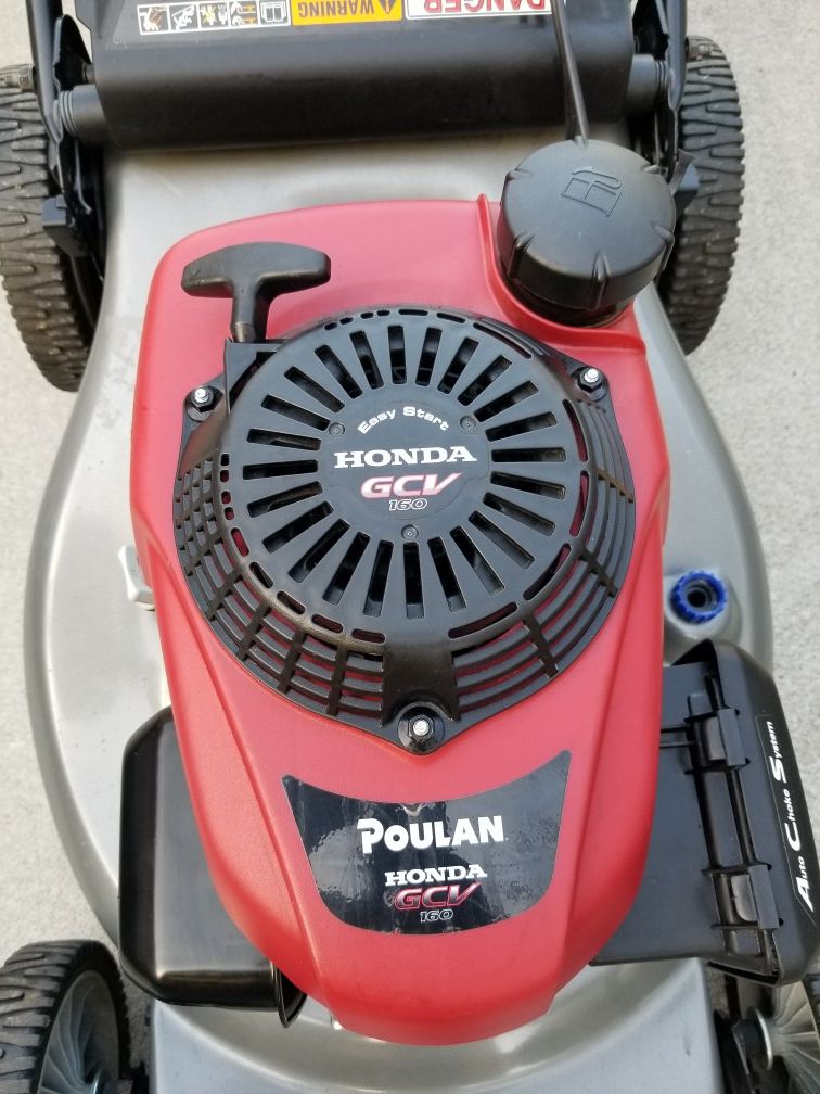 Honda Poulan gcv 160cc AWD self propelled mower for Sale in Seattle, WA ...