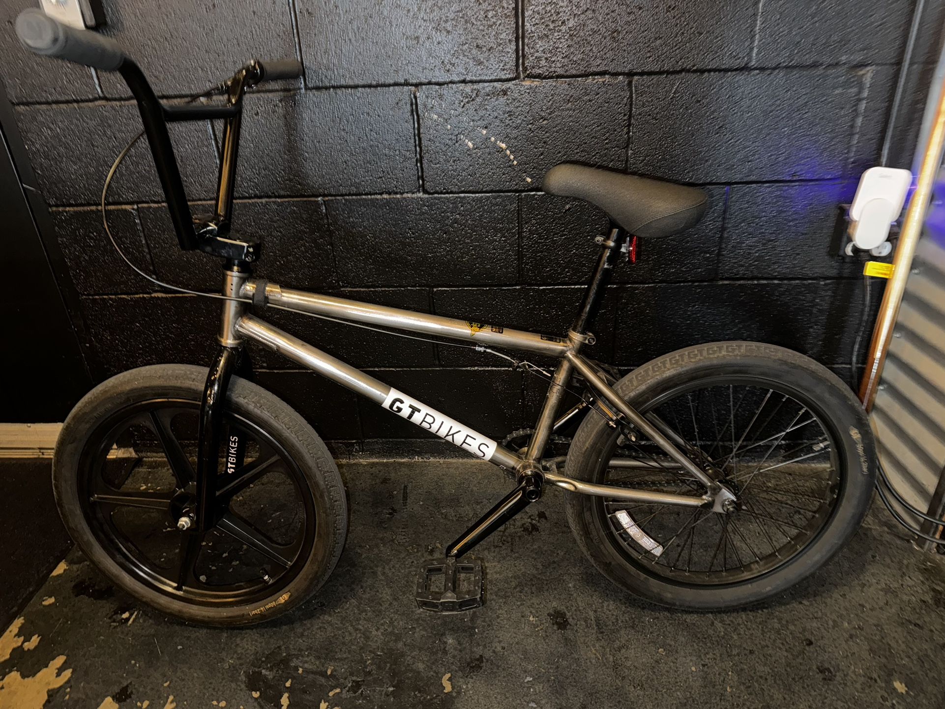 Gt Bike 300$ for Sale in Los Angeles, CA - OfferUp
