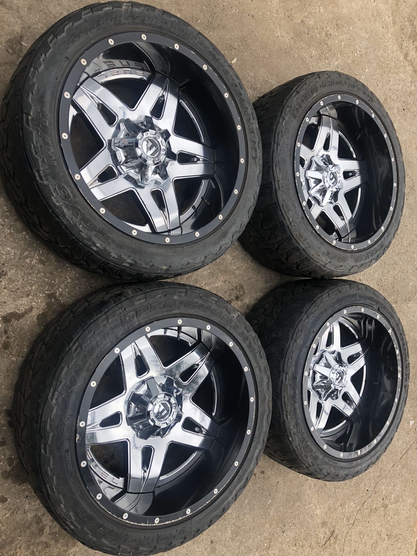 22x12 Fuel Full Blown Rims And M/T Tires 8 Lug Wheels 22” Fuels Chrome ...