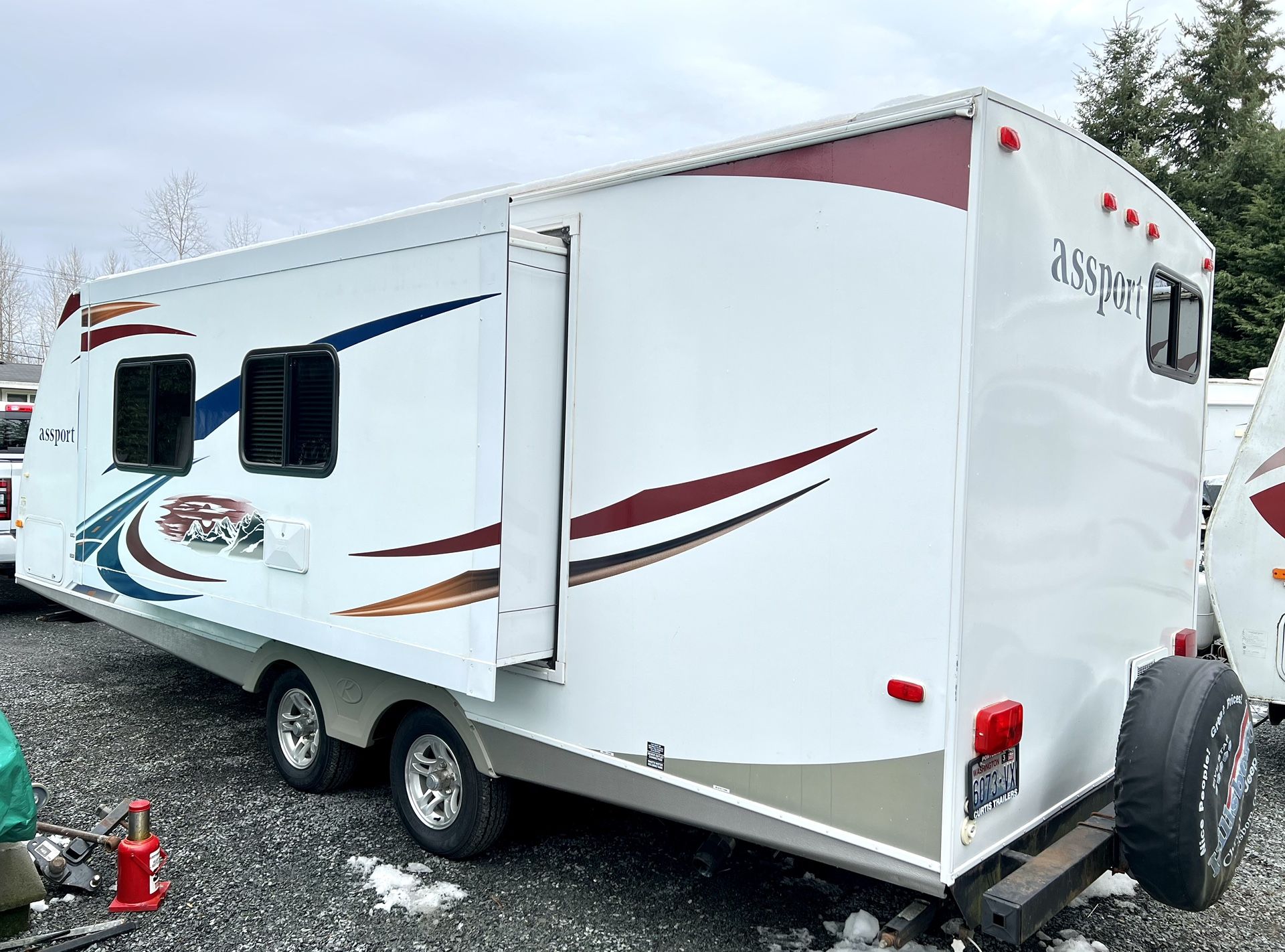 2011 Keystone Passport Ultra Lite Travel Trailer With Super Slide Out ...