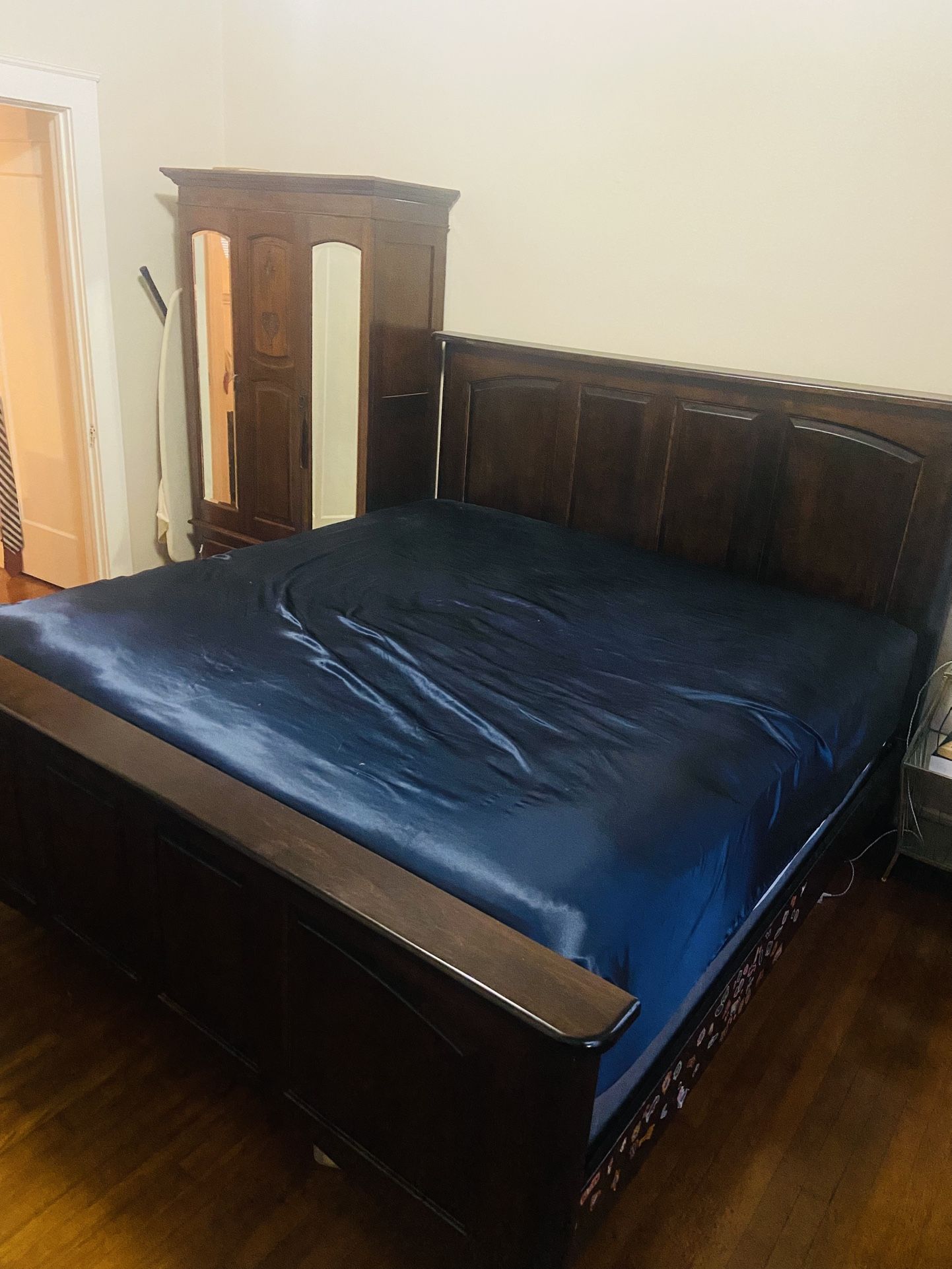 King Frame for Sale in San Antonio, TX - OfferUp