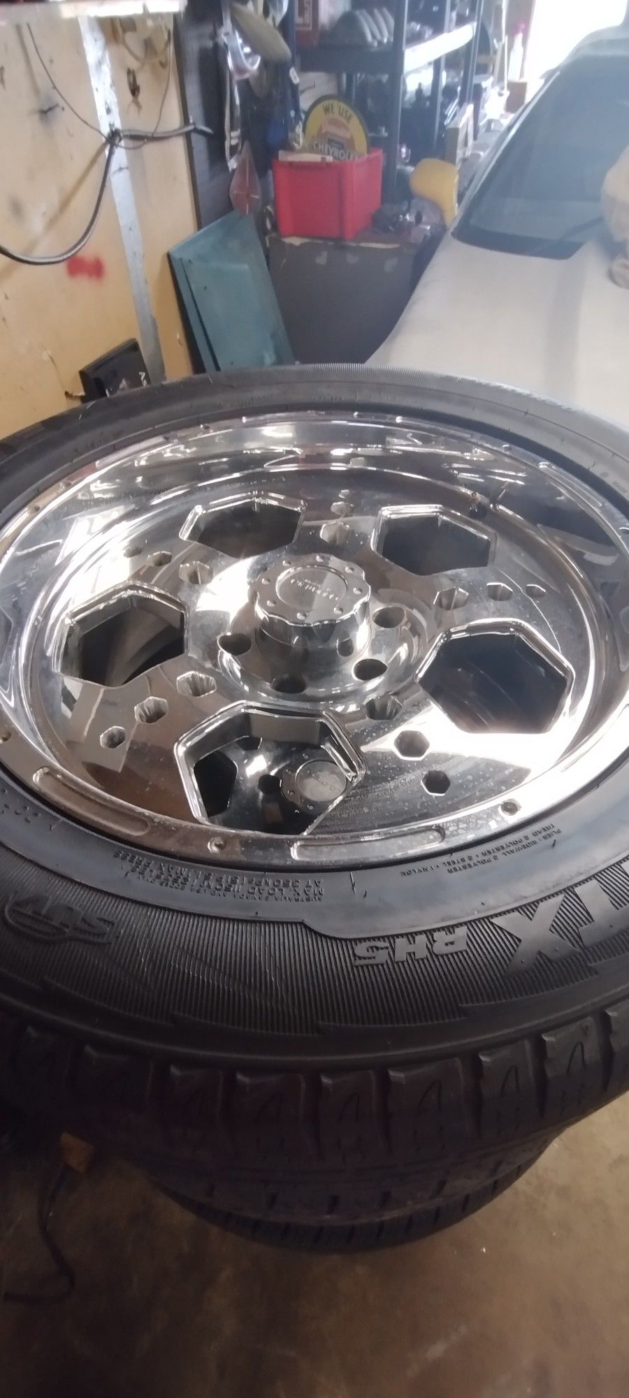 Chevy Truck 6 Lug 20-in Rims Has Tires Need Replaced Soon for Sale in Arlington, TX - OfferUp