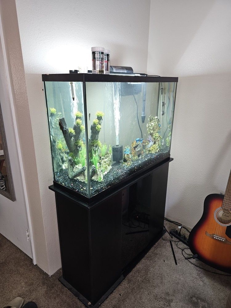 45 Gallon Marineland Aquarium + Stand and Fluval Aqua Sky Aquarium Lamp ...
