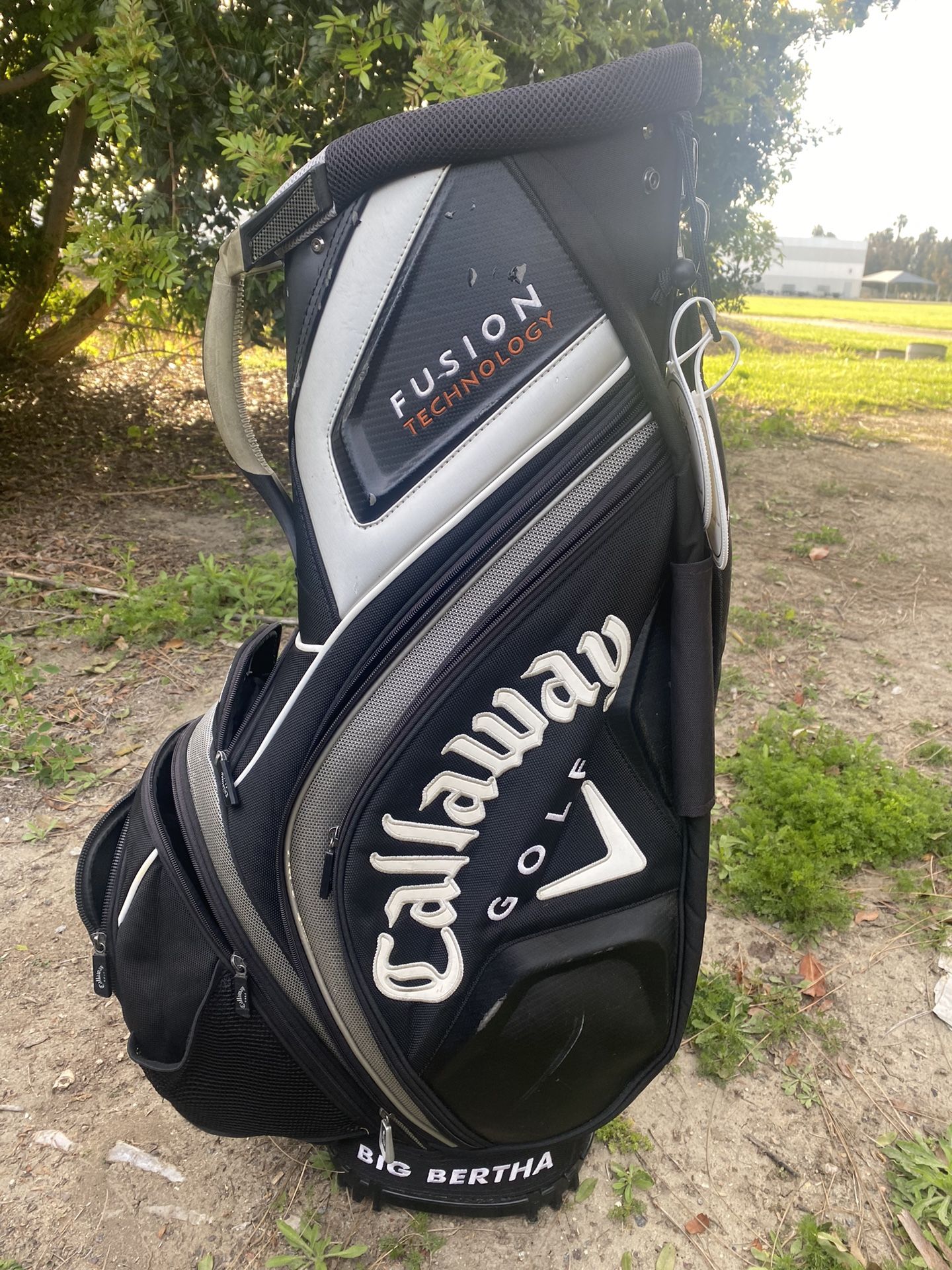 Callaway Big Bertha Fusion X-series Cart Bag for Sale in Stanton, CA ...