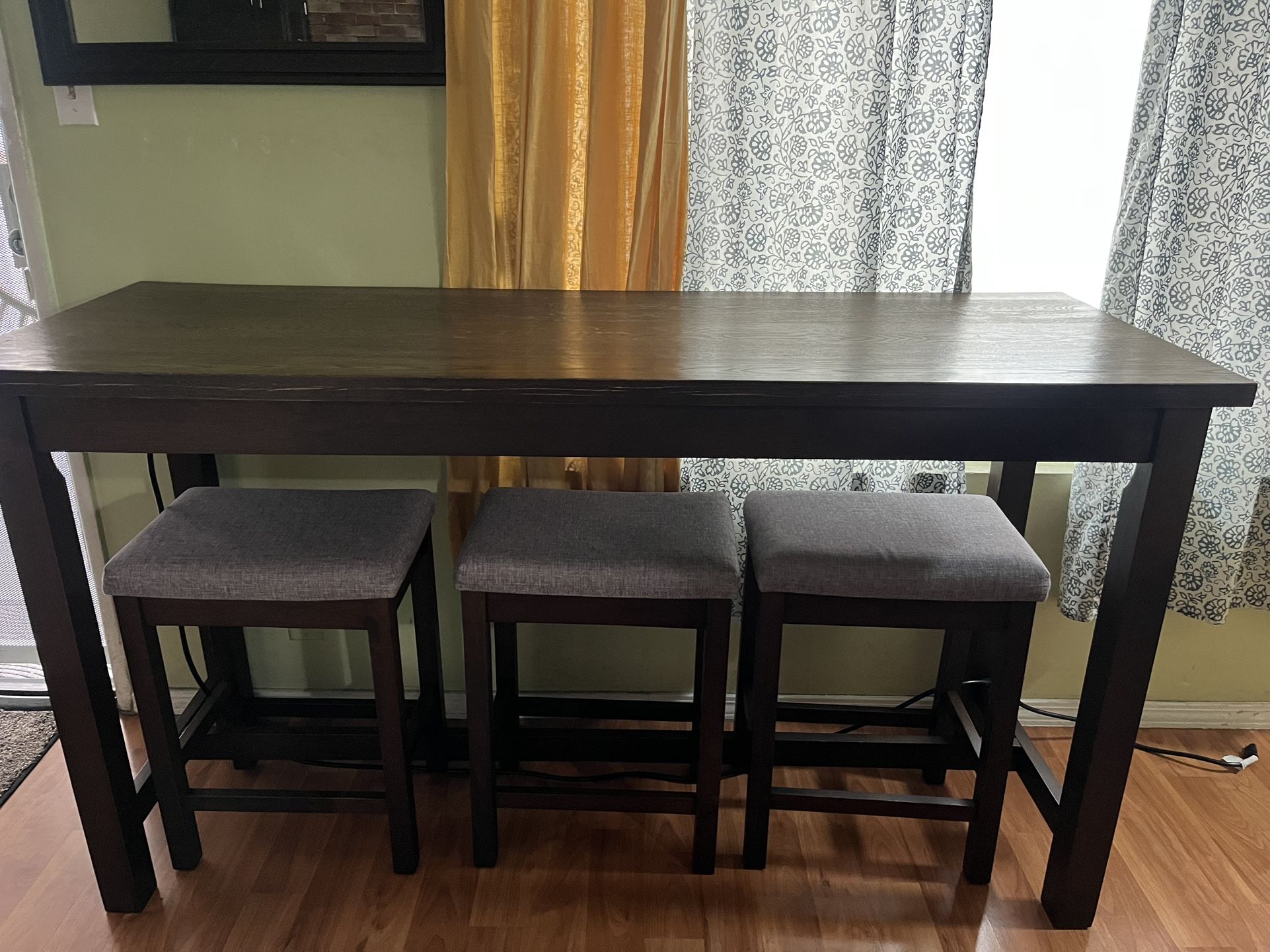 Beautiful Real Wood High Top Table With Stools for Sale in Long Beach ...