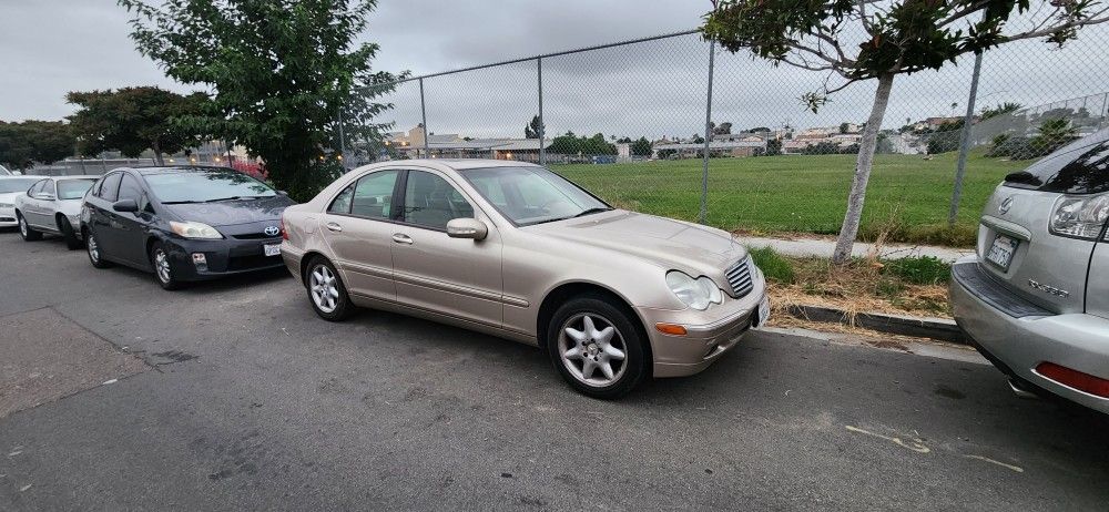 2002 Mercedes Benz C240 for Sale in San Diego, CA - OfferUp