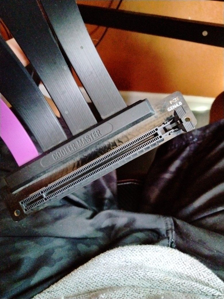 GPU Riser PCIE 4.0 for Sale in La Verne, CA - OfferUp