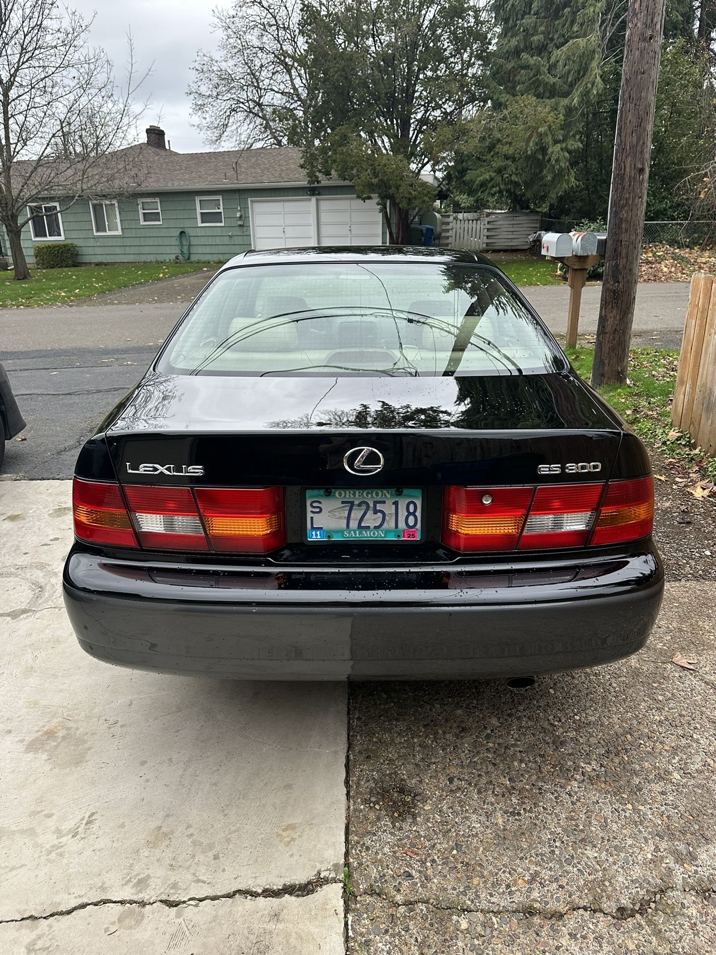 1998 Lexus ES 300 for Sale in Salem, OR - OfferUp