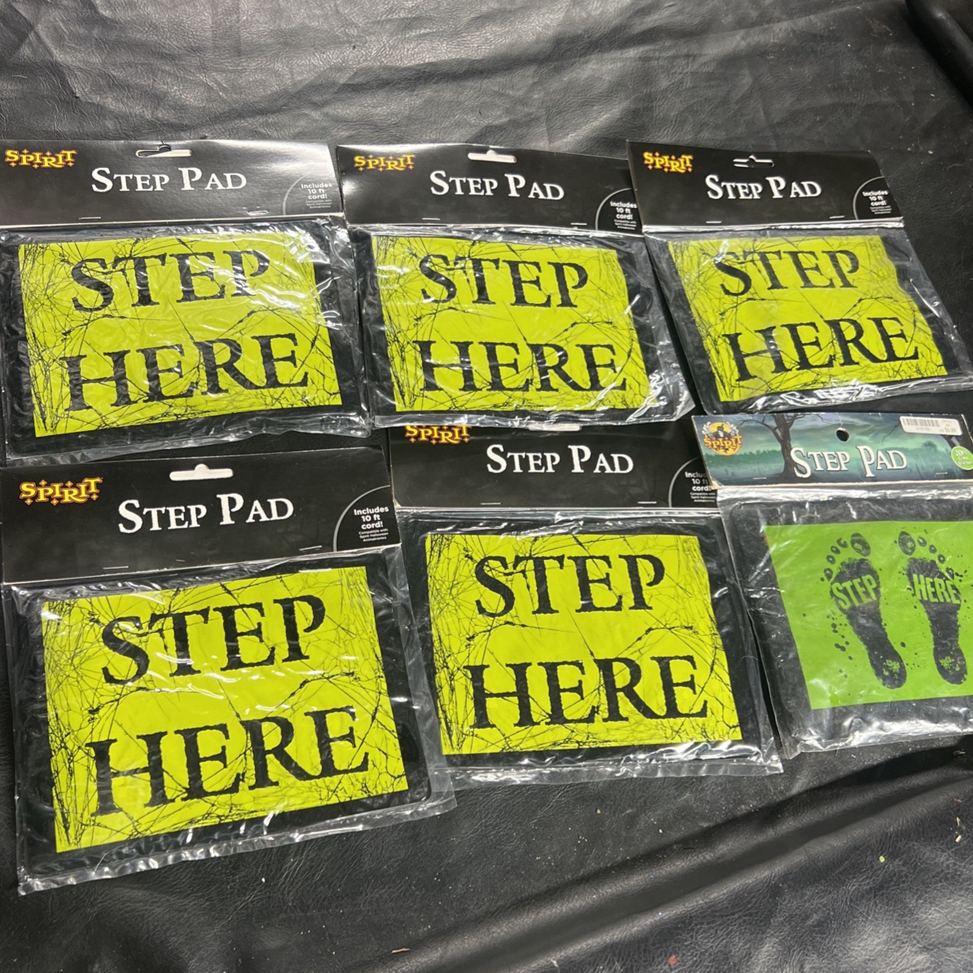 Halloween Animatronic Step Pads (6) for Sale in Anaheim, CA - OfferUp