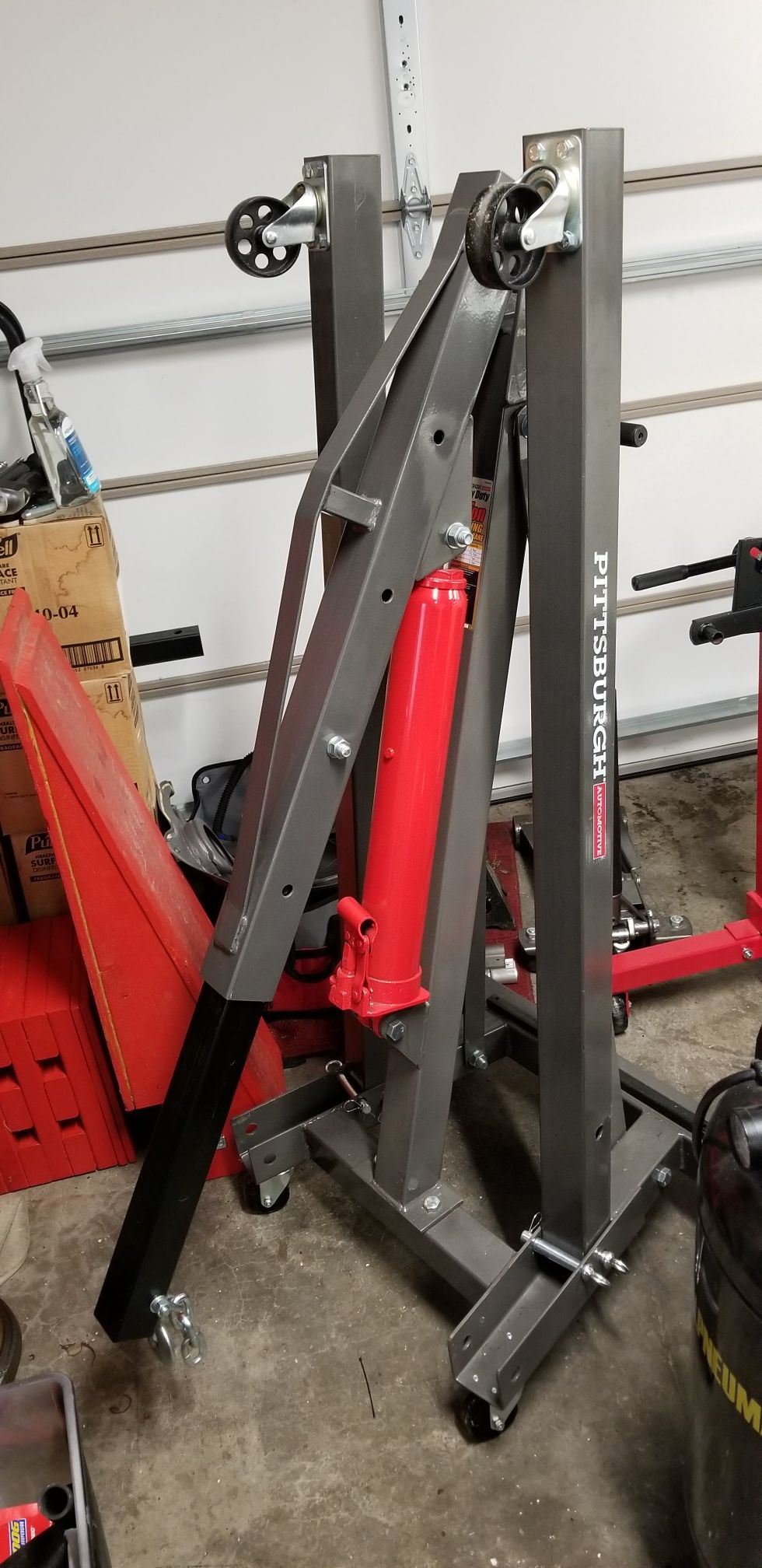 PITTSBURGH AUTOMOTIVE 2 ton Capacity Foldable Shop Crane for Sale in ...