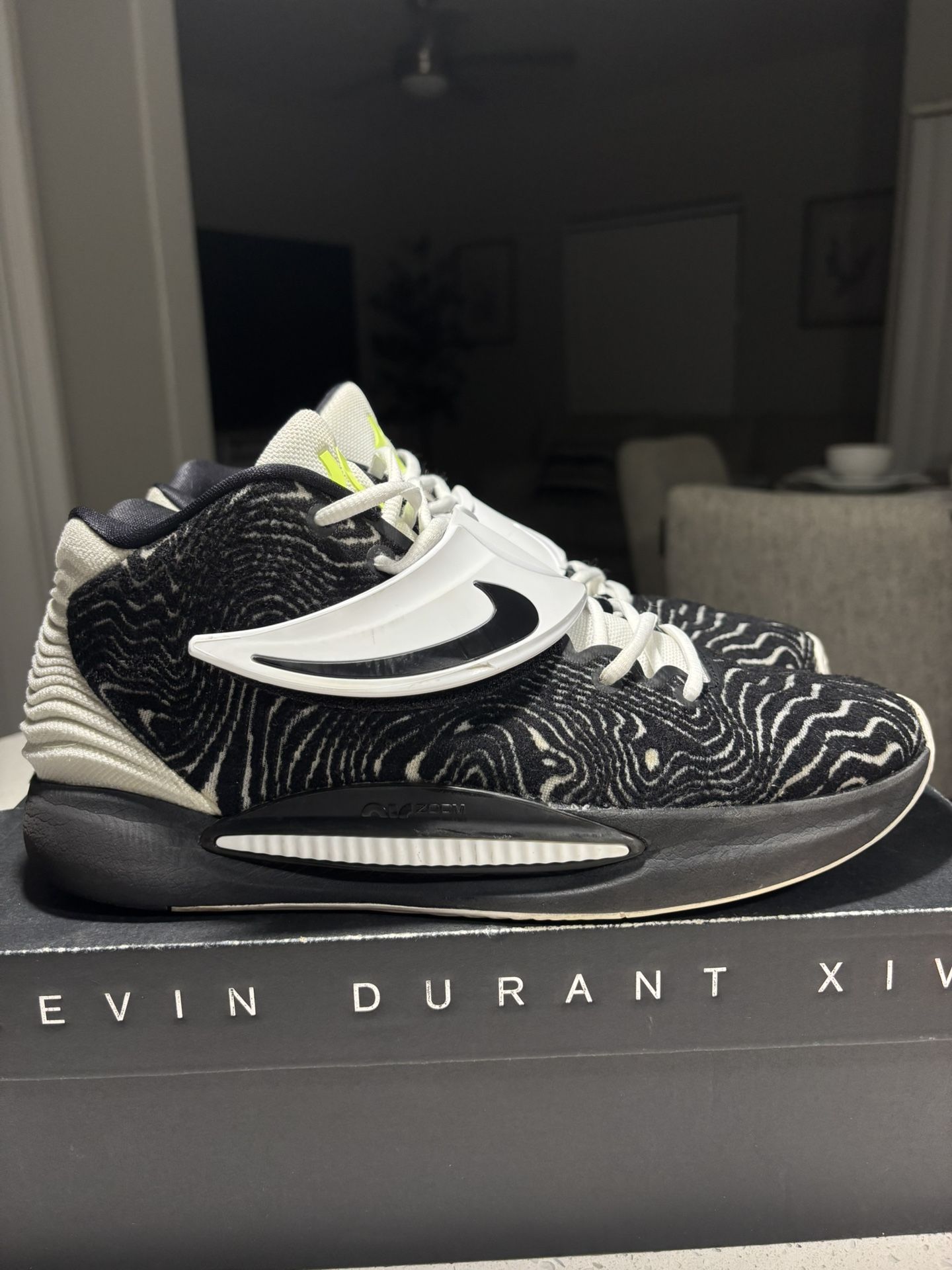 Nike KD14 TB size 11 for Sale in Avondale, AZ - OfferUp