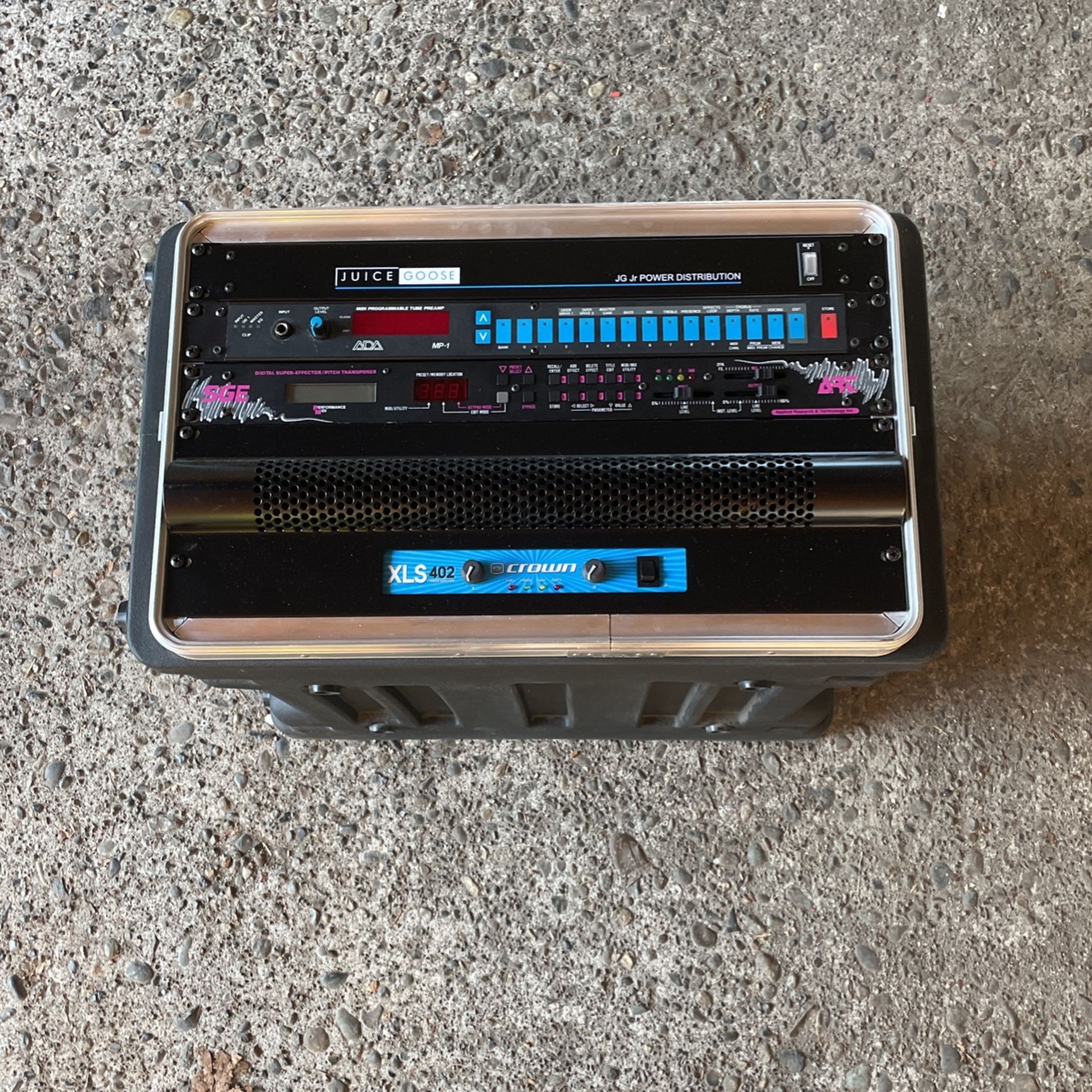 SKB 6-space Rack Mount Case for Sale in Tacoma, WA - OfferUp