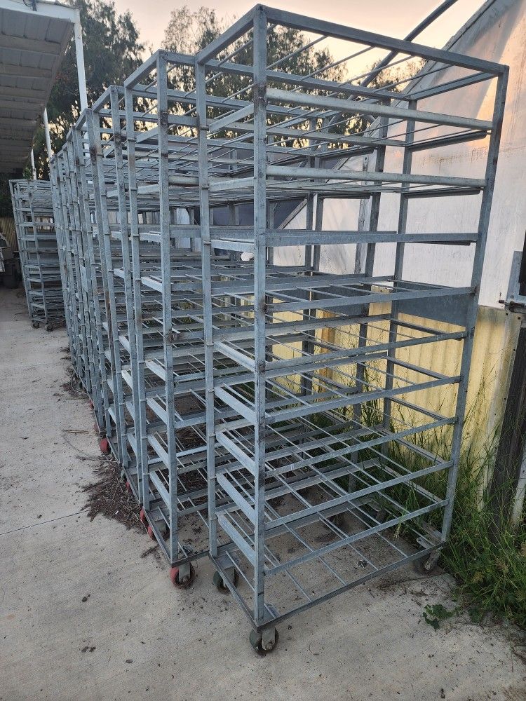 Agriculture Nursery Rolling Racks..
