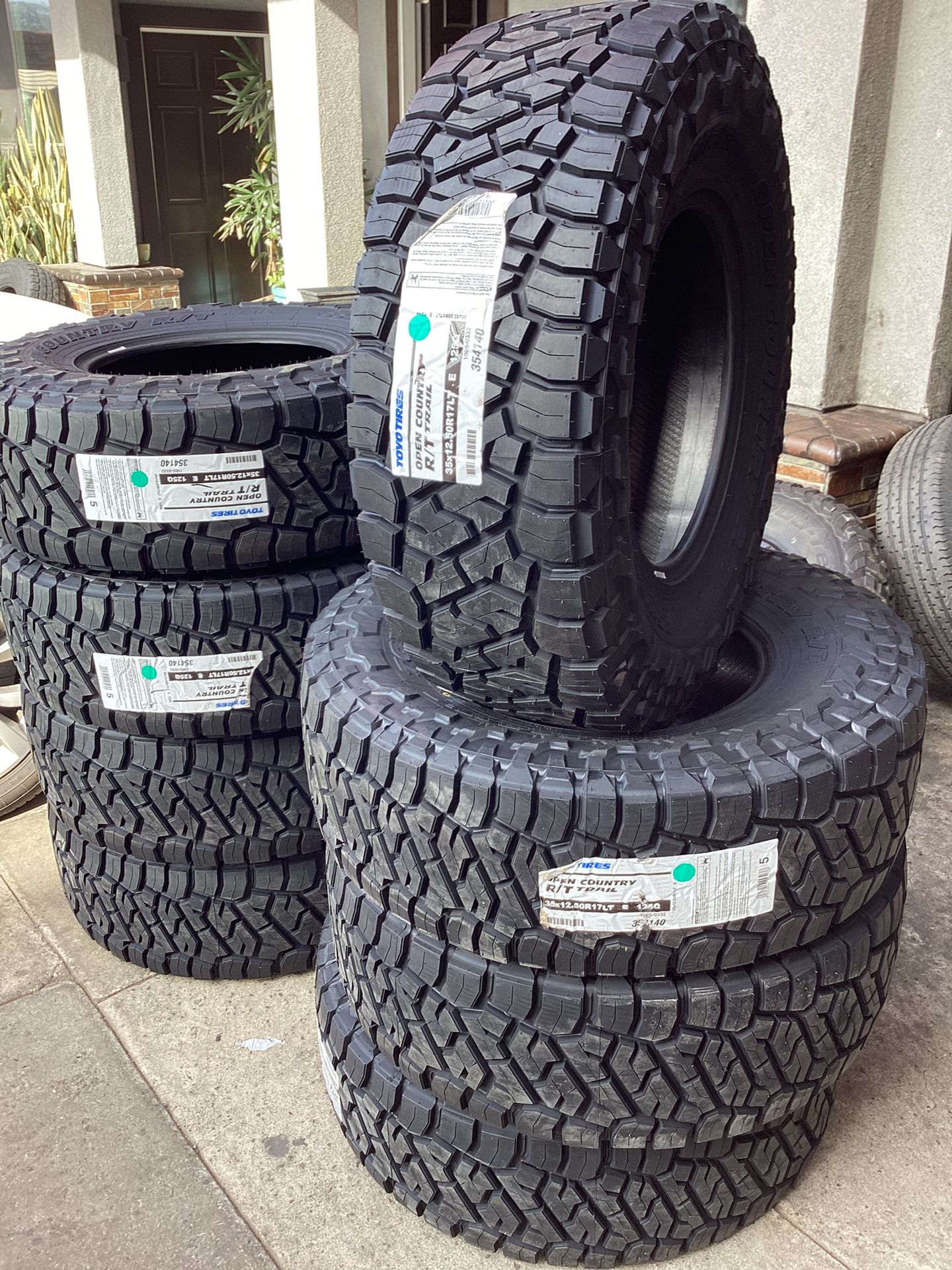 35/1250/17. TOYO RT TRAIL Brand New Tire Set for Sale in San Diego, CA ...