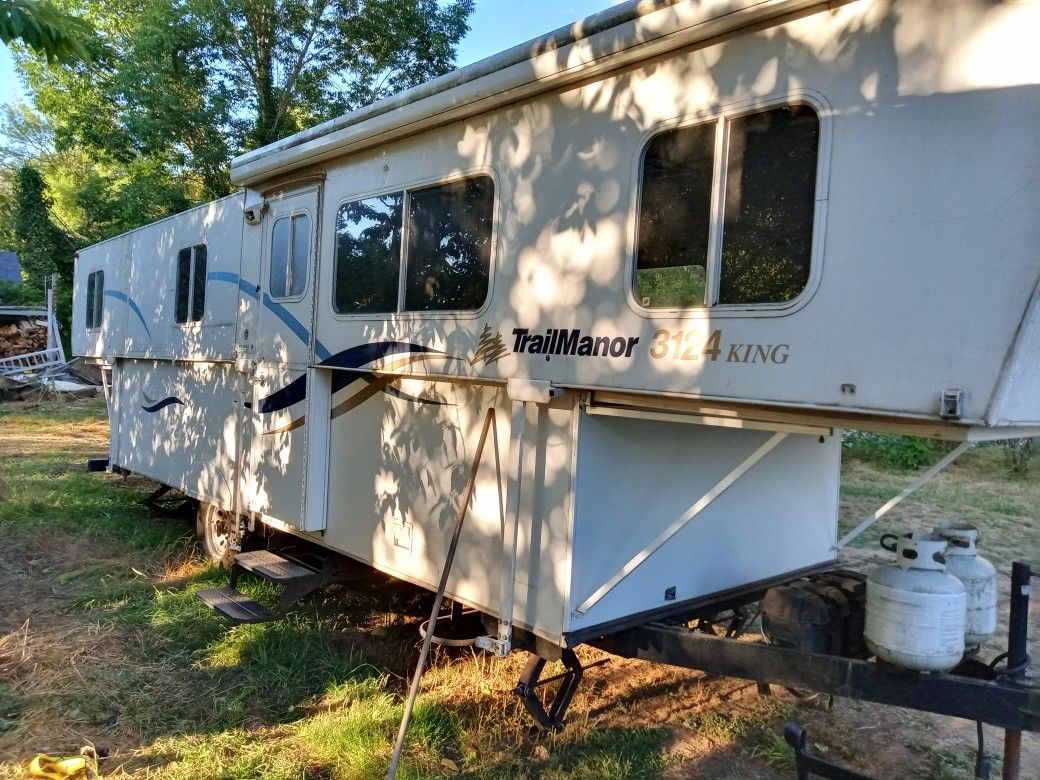 2002 Trailmanor 3124 kb for Sale in Gresham, OR - OfferUp