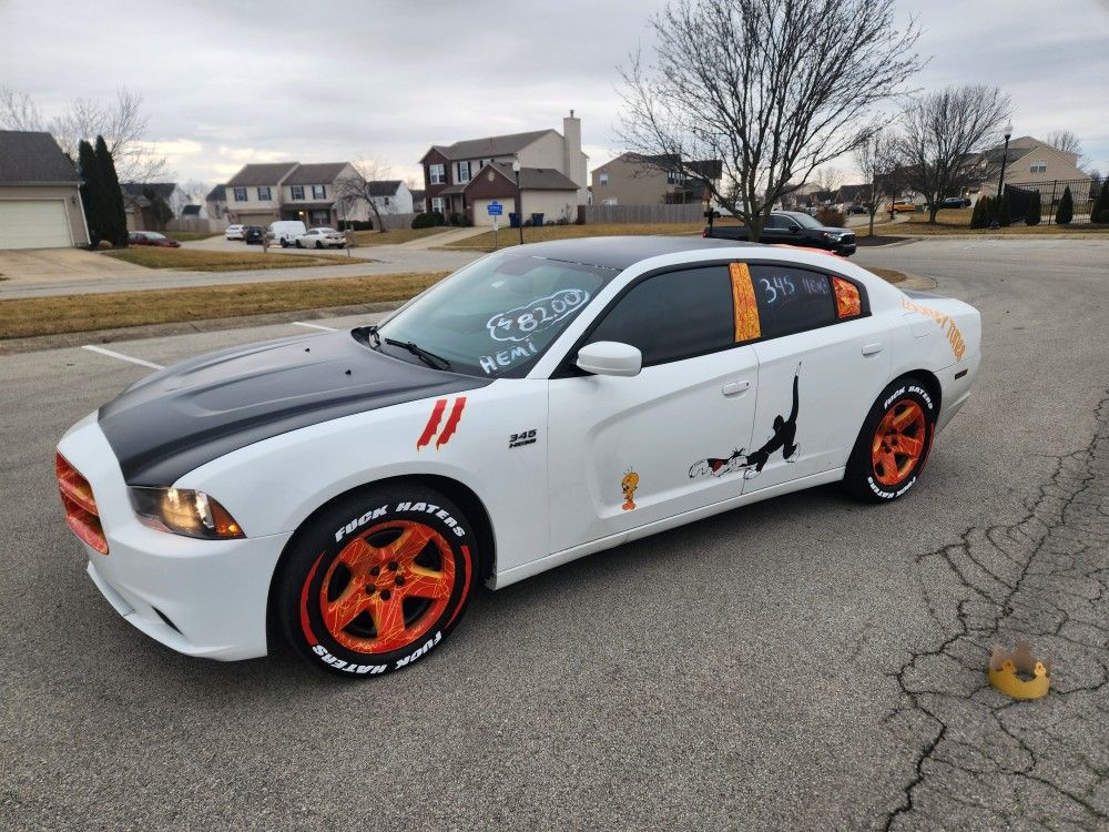 2014 Charger 345 HEMI RUNS PERFECT for Sale in Oaklandon, IN - OfferUp