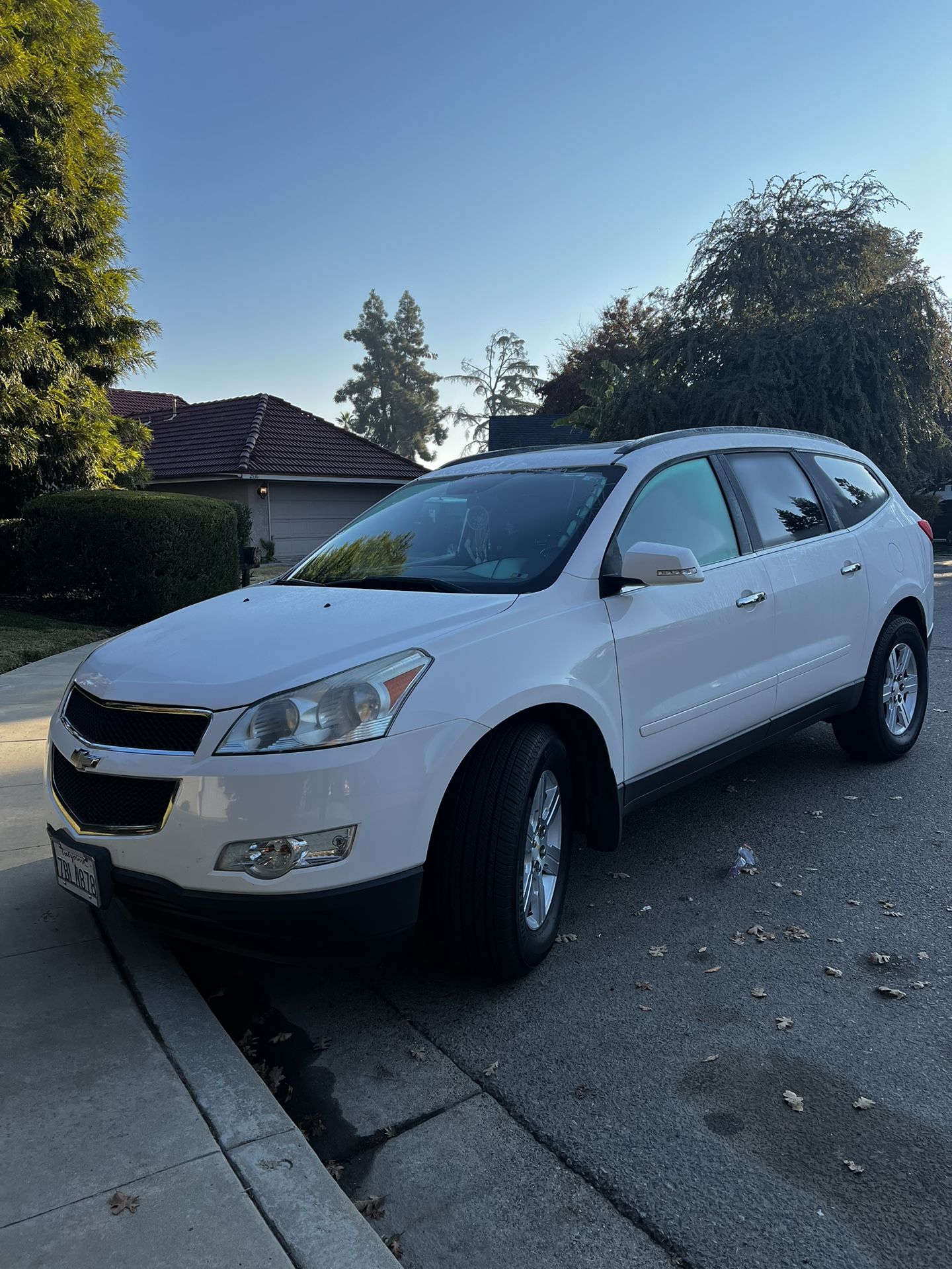 2010 Chevrolet Traverse for Sale in Visalia, CA - OfferUp