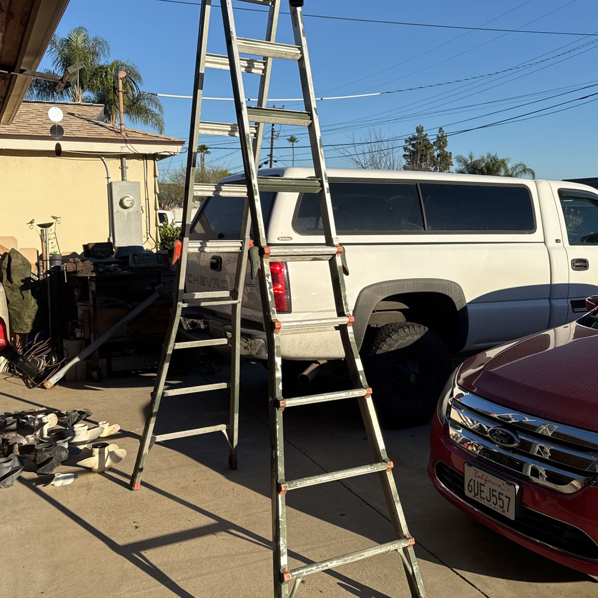 Ladder 18’ Adjustable for Sale in Santee, CA - OfferUp