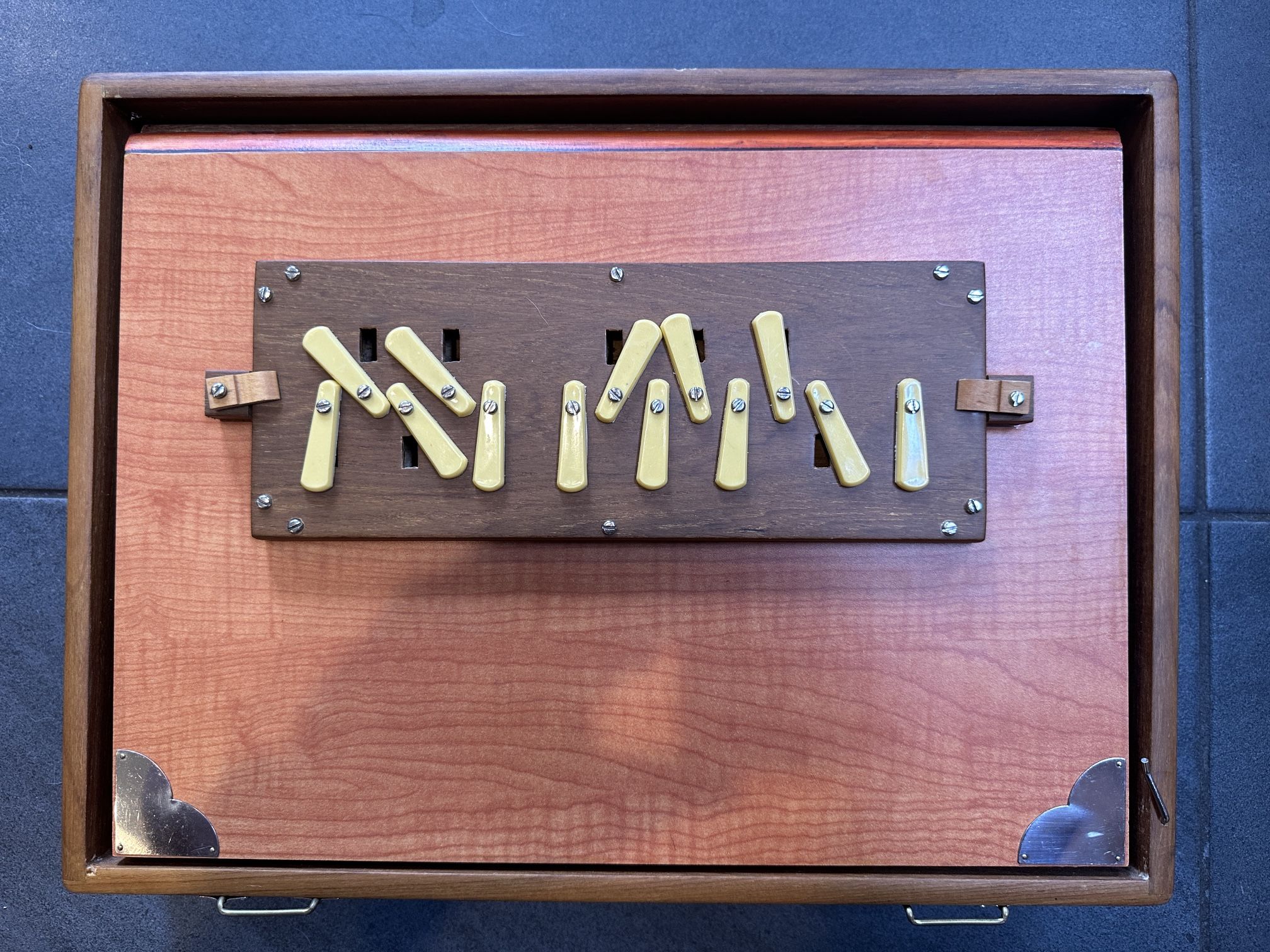 Shruti Box Sound Bath Instrument for Sale in Mercer Island, WA - OfferUp