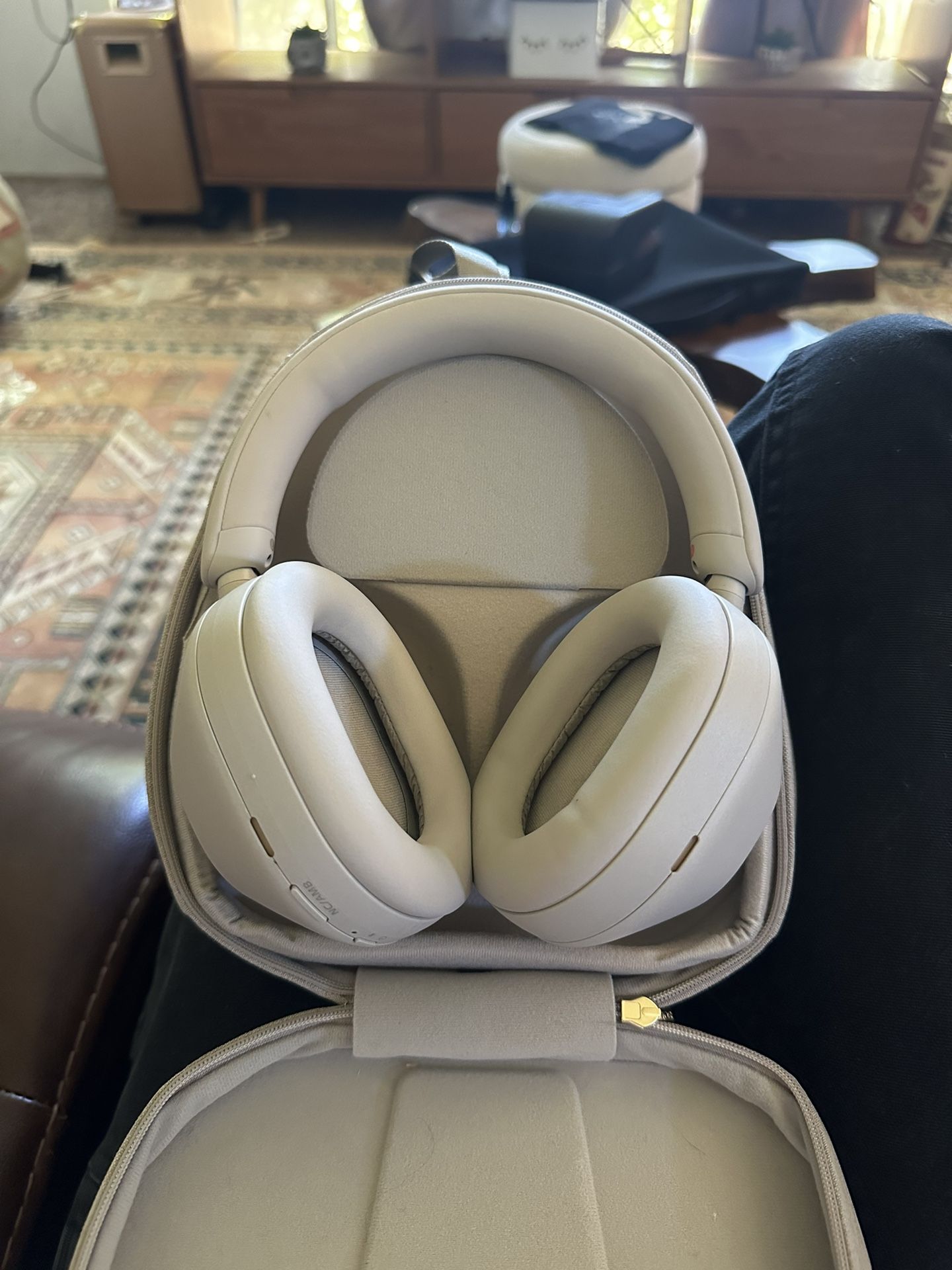 Sony WH-1000xm5 Wireless Headphones for Sale in Citrus Heights, CA ...