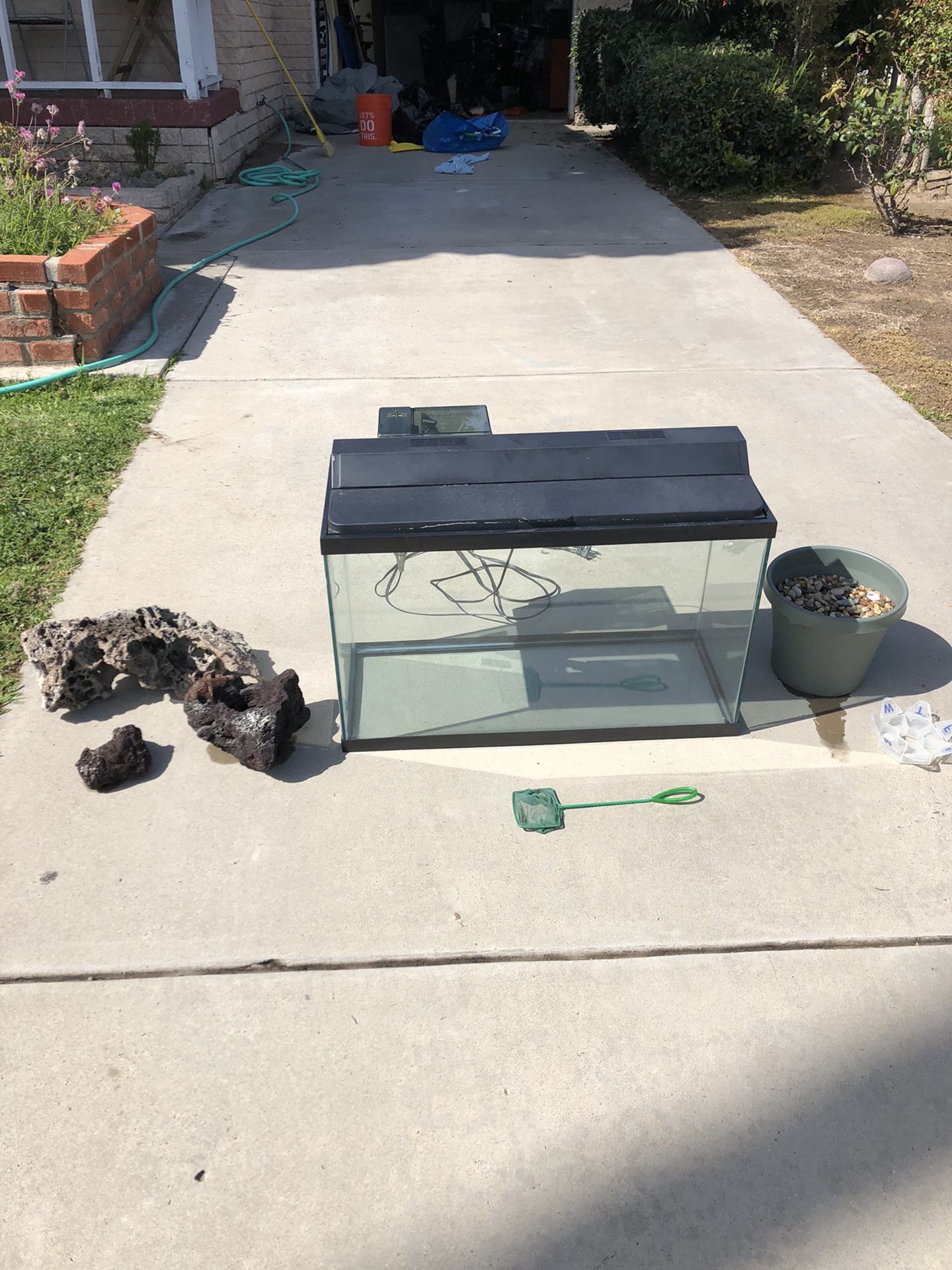 45 Gallon Fish Tank for Sale in San Diego, CA - OfferUp